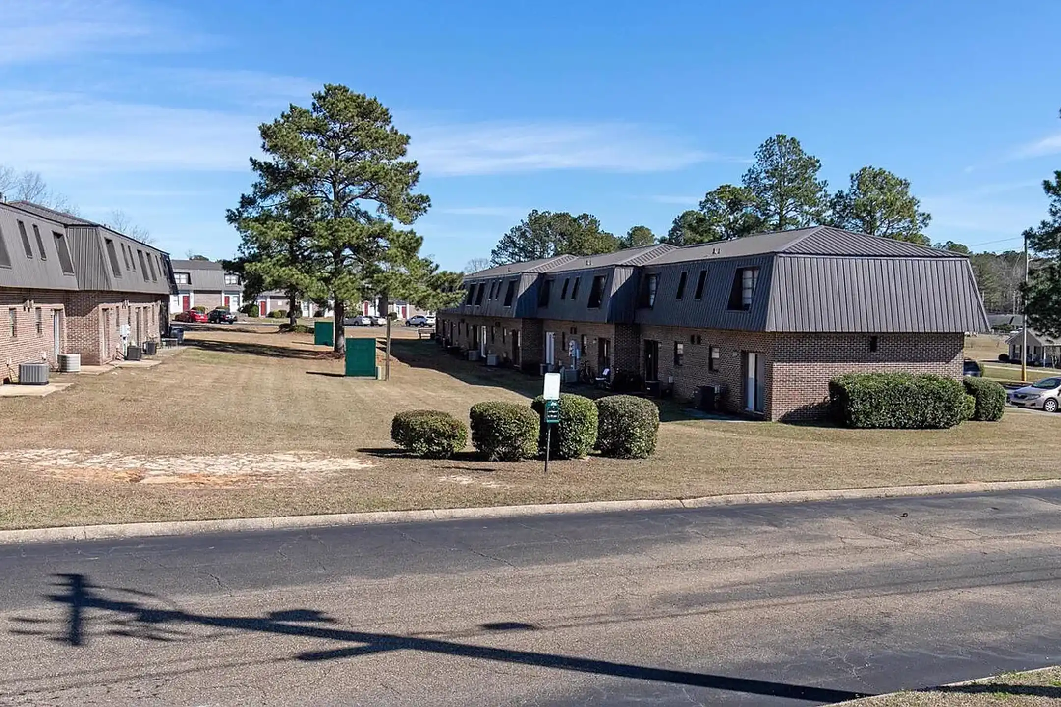Dixon Heights - Andalusia, AL 36421 | ApartmentGuide.com