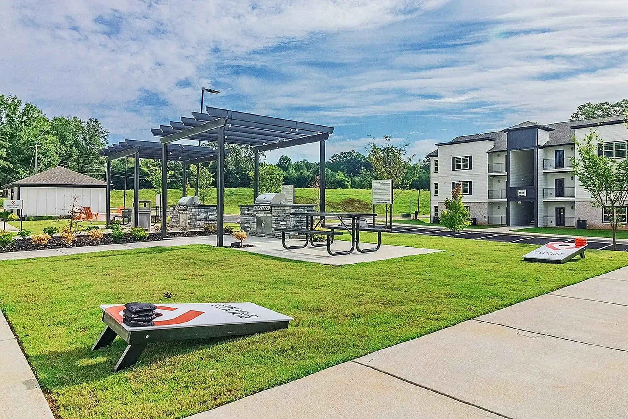 Pointe Grand Macon - Macon, GA 31210 | ApartmentGuide.com