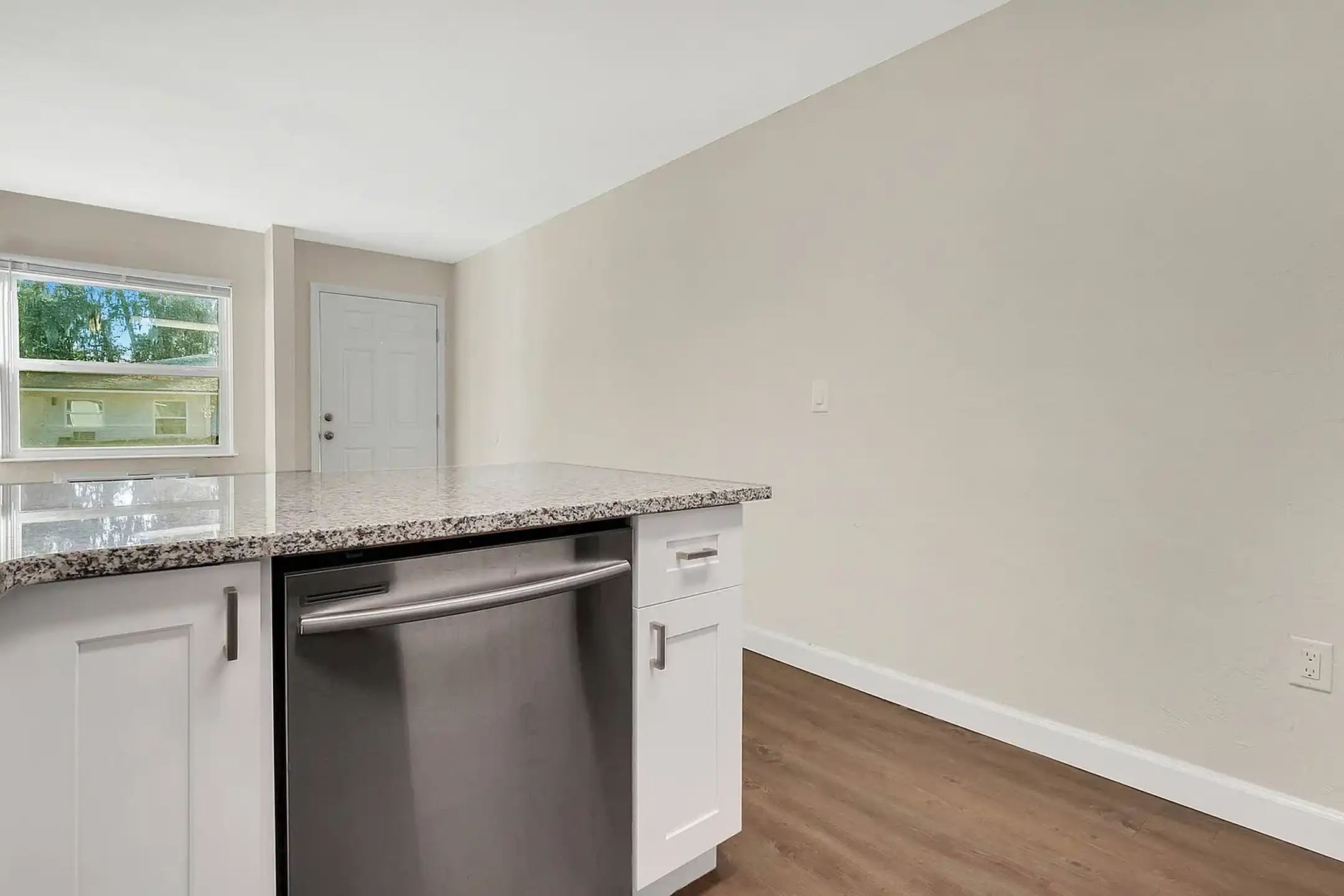 Addison Lane - Gainesville, FL 32607 | ApartmentGuide.com