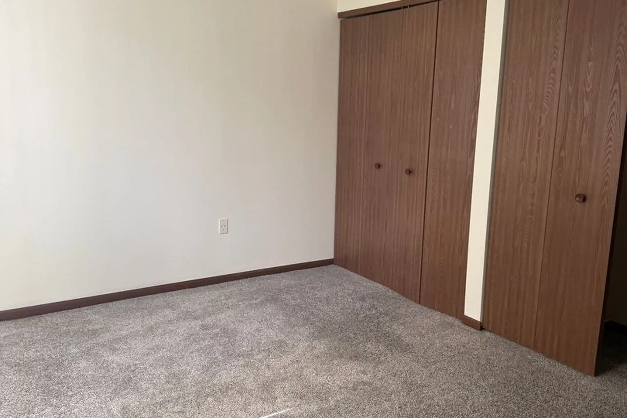 2905 Red Fox Run unit 2965.106 - Portage, WI 53901 | ApartmentGuide.com