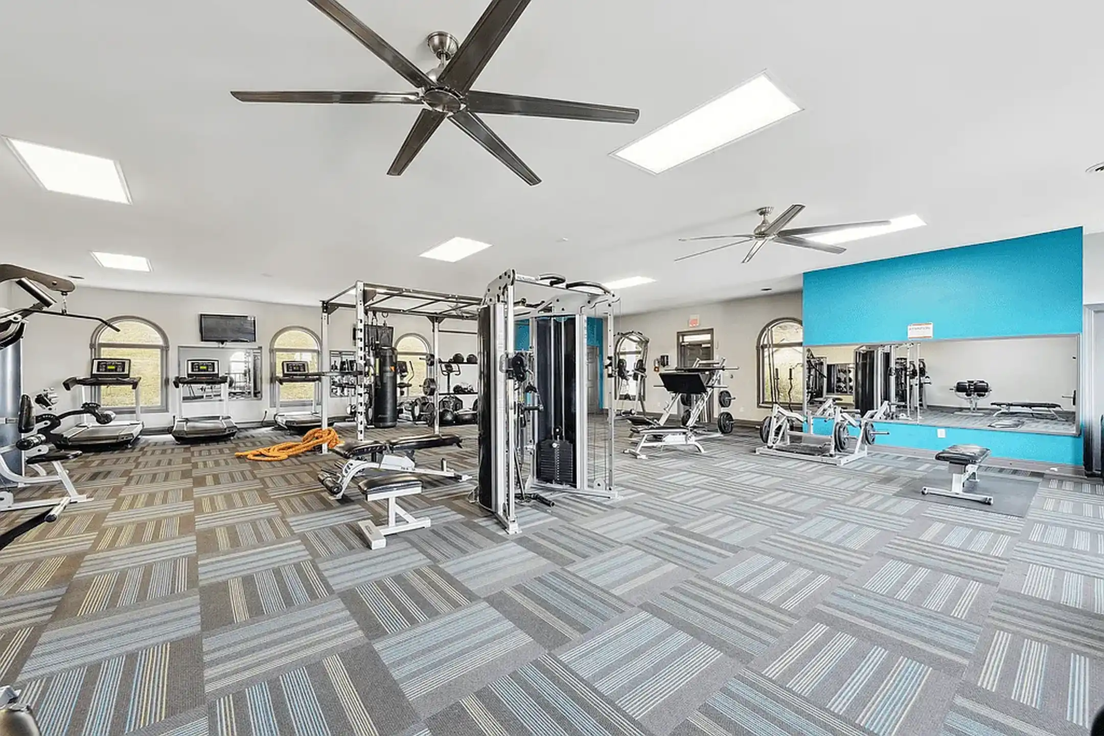 Forest Ridge Apartments - Knoxville, TN 37931 | ApartmentGuide.com