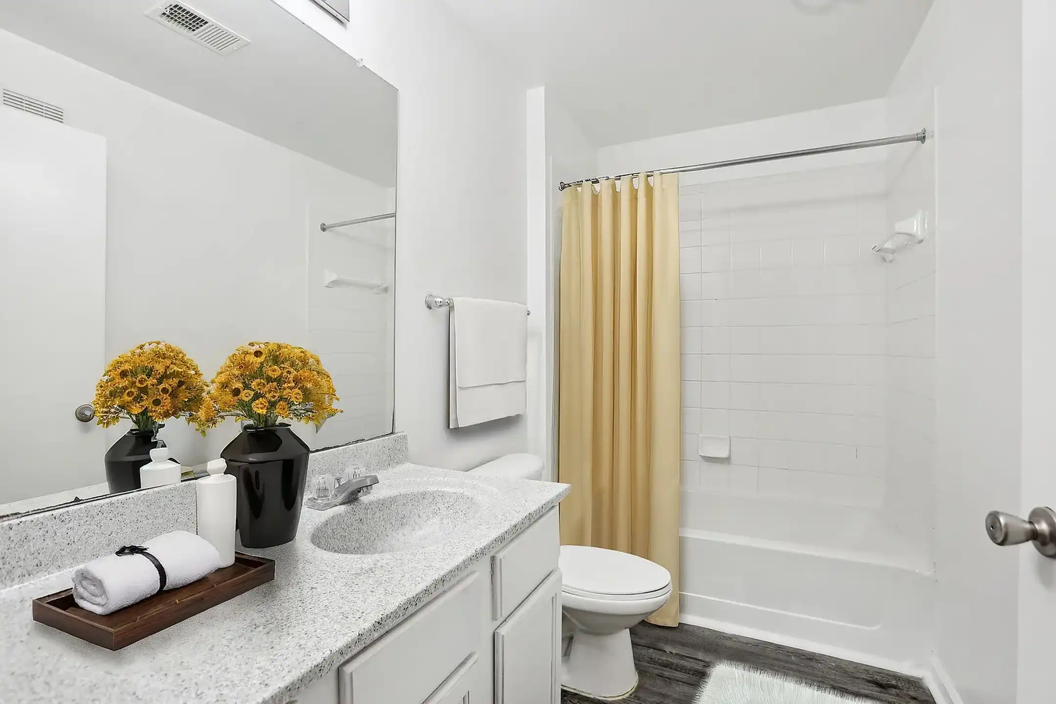 Newnan Crossing - Newnan, GA 30265 | ApartmentGuide.com