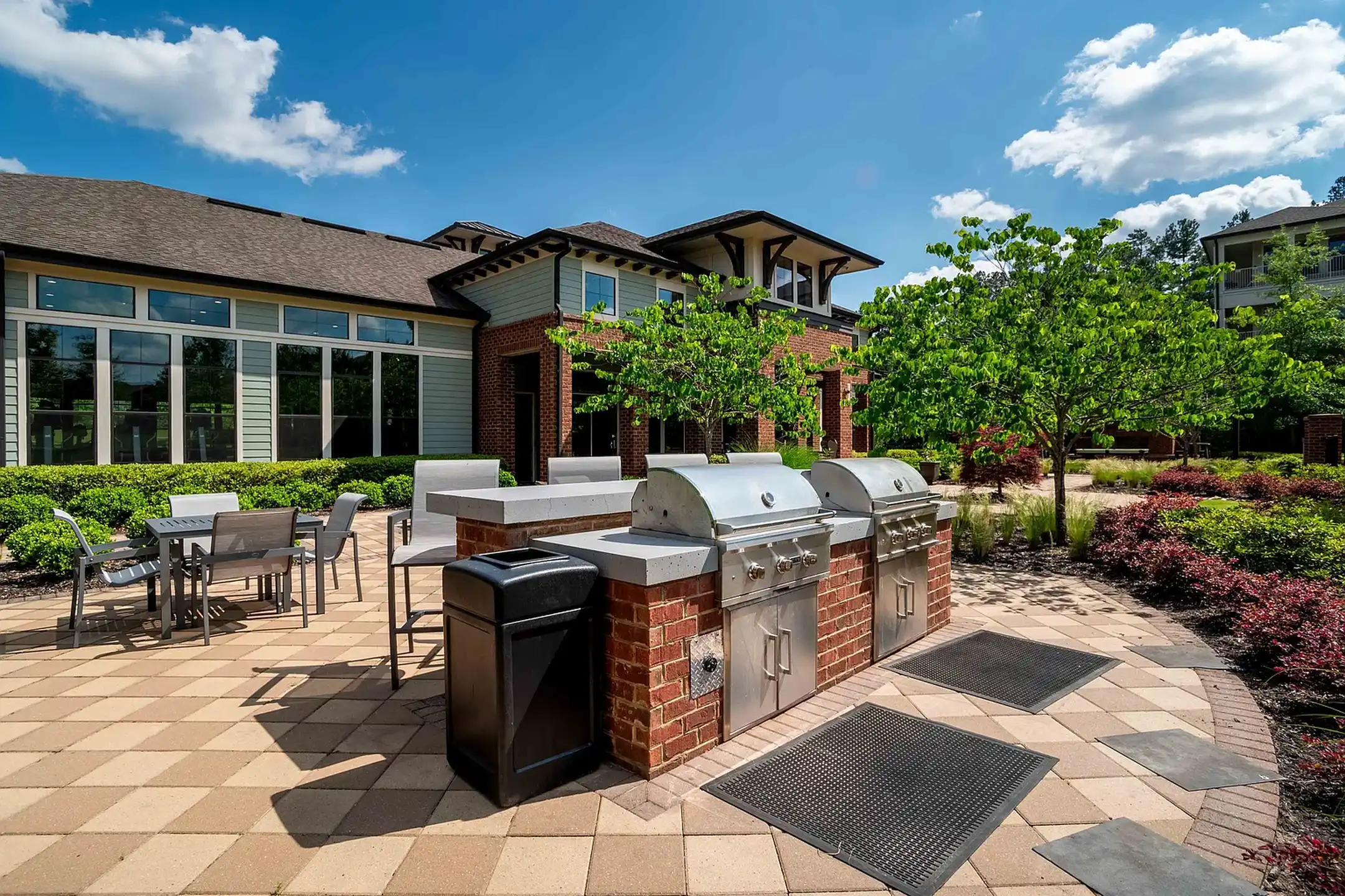 Velo Verdae Apartments - Greenville, SC 29607 | ApartmentGuide.com