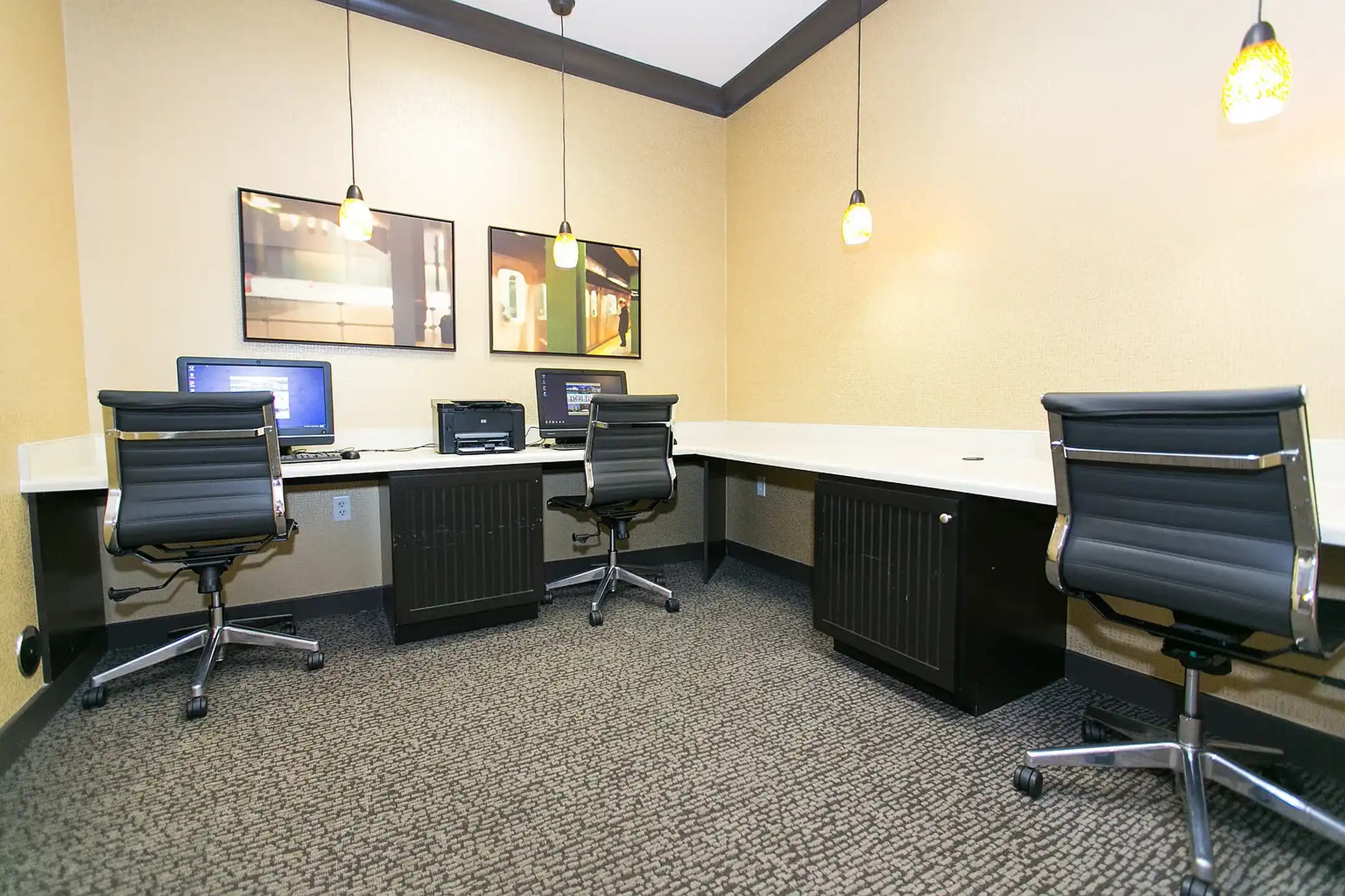 Verde at Howard Square West - Elkridge, MD 21075 | ApartmentGuide.com