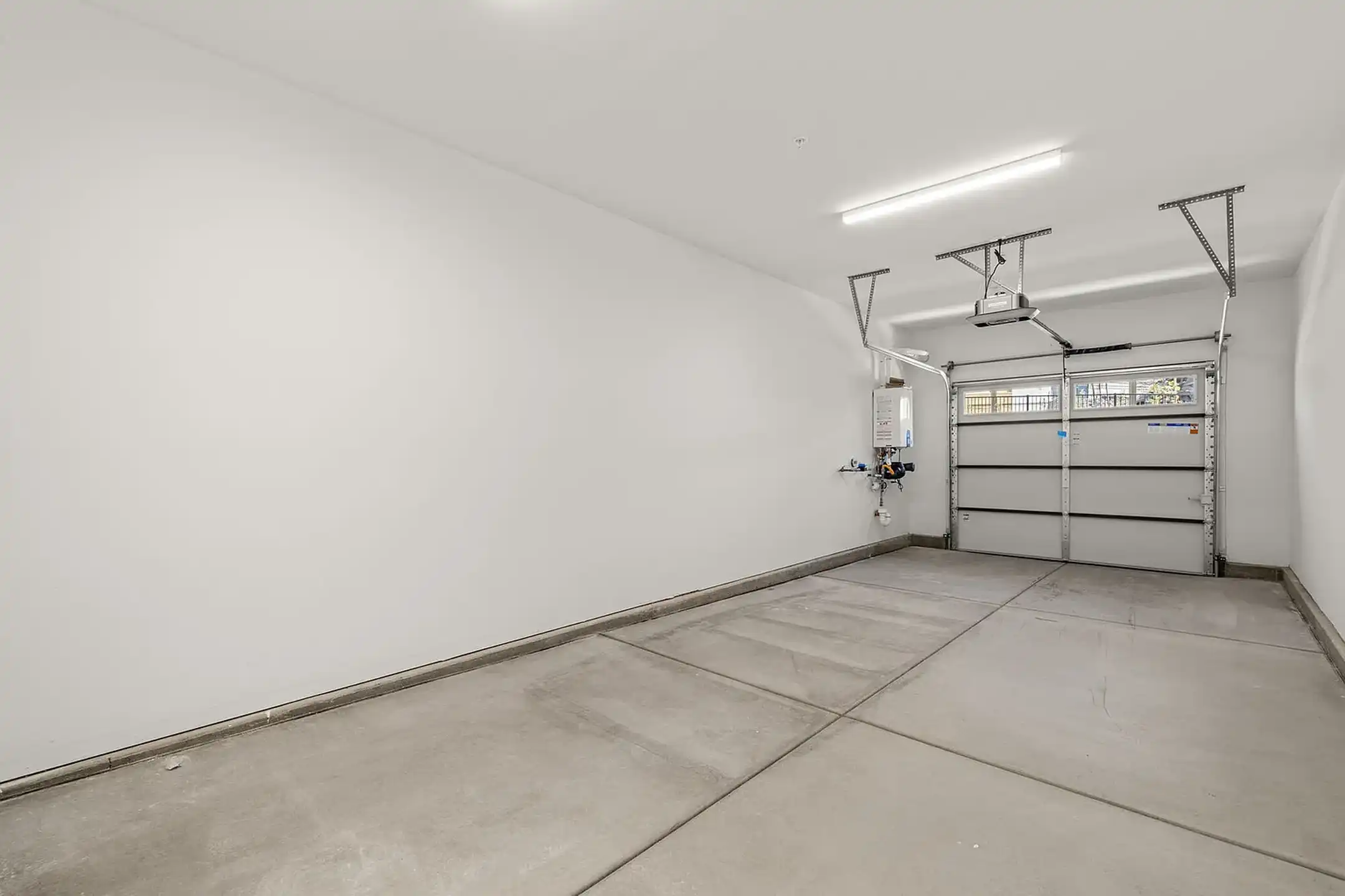 Broadstone Villas - Folsom, CA 95630 | ApartmentGuide.com