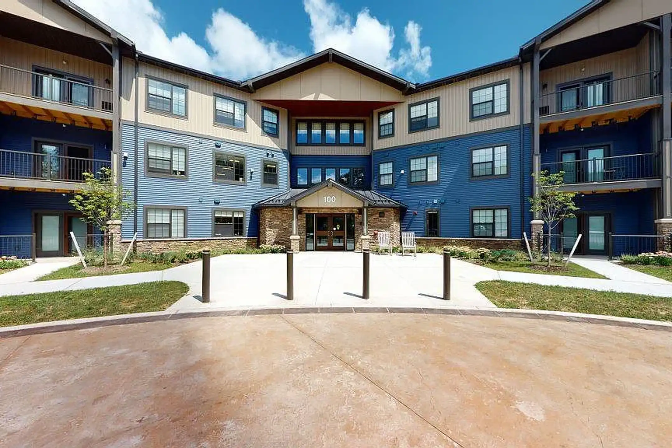 Meadow Reserve at Irondequoit - Rochester, NY 14609 | ApartmentGuide.com