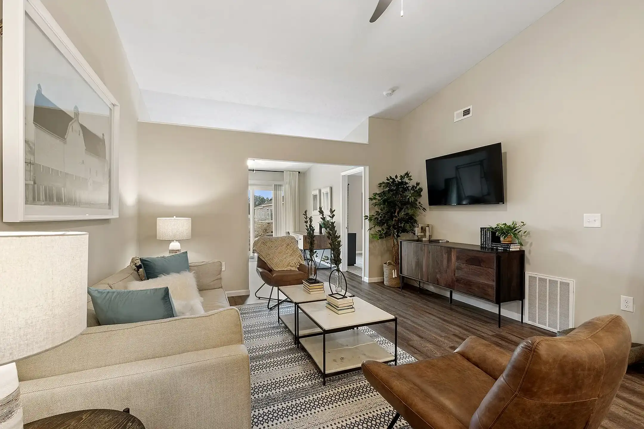 Redwood Norwalk - Norwalk, OH 44857 | ApartmentGuide.com