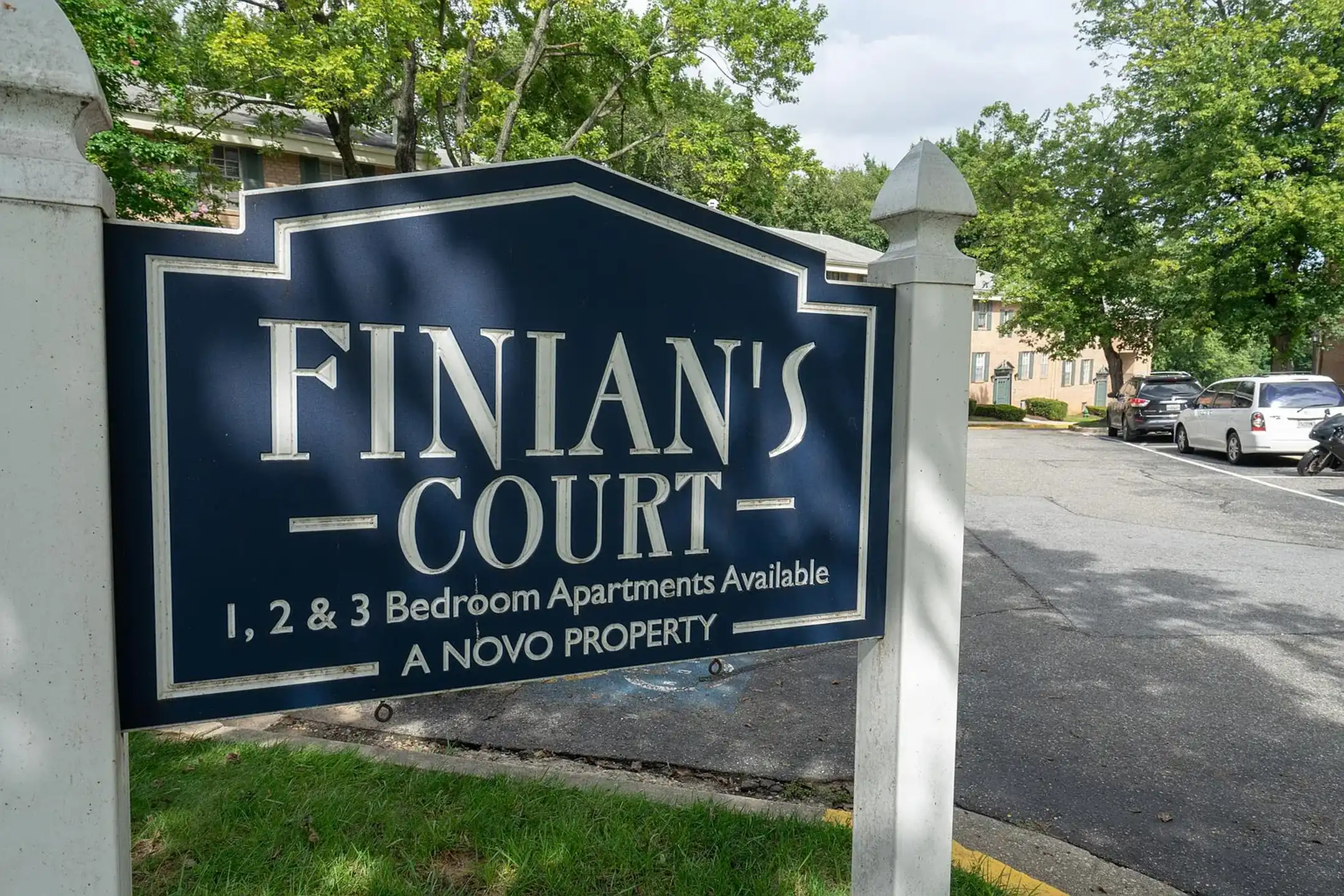 Finian's Court Apartments - Lanham, MD 20706 | ApartmentGuide.com