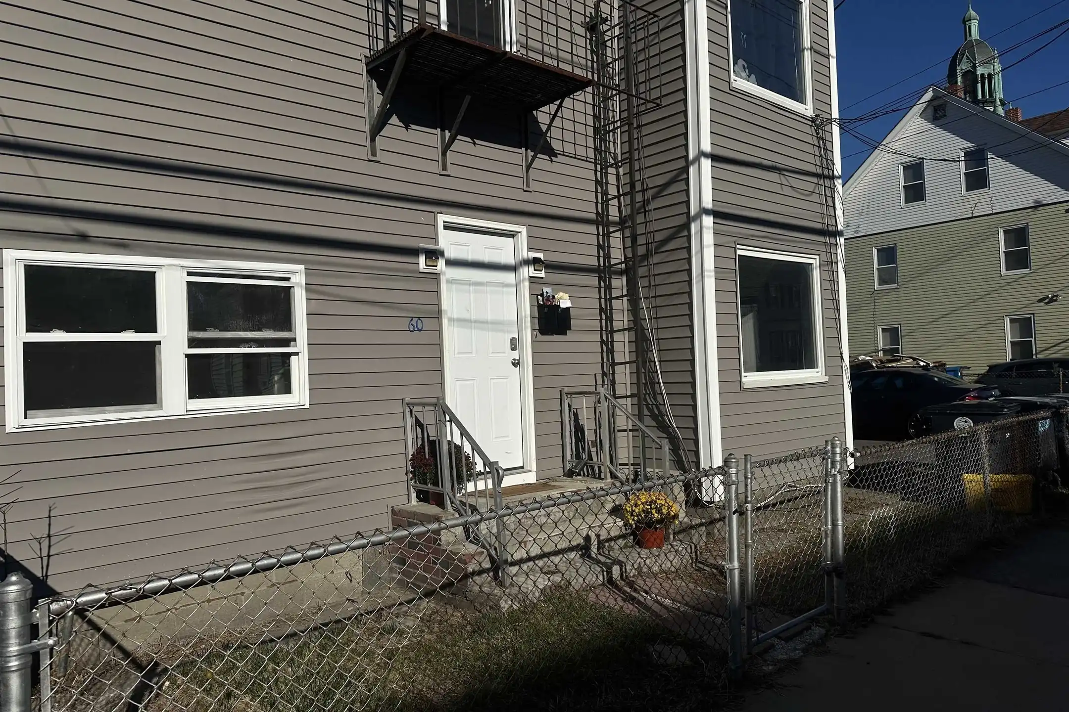 60 Whitney St #3 - Nashua, NH 03064 | ApartmentGuide.com