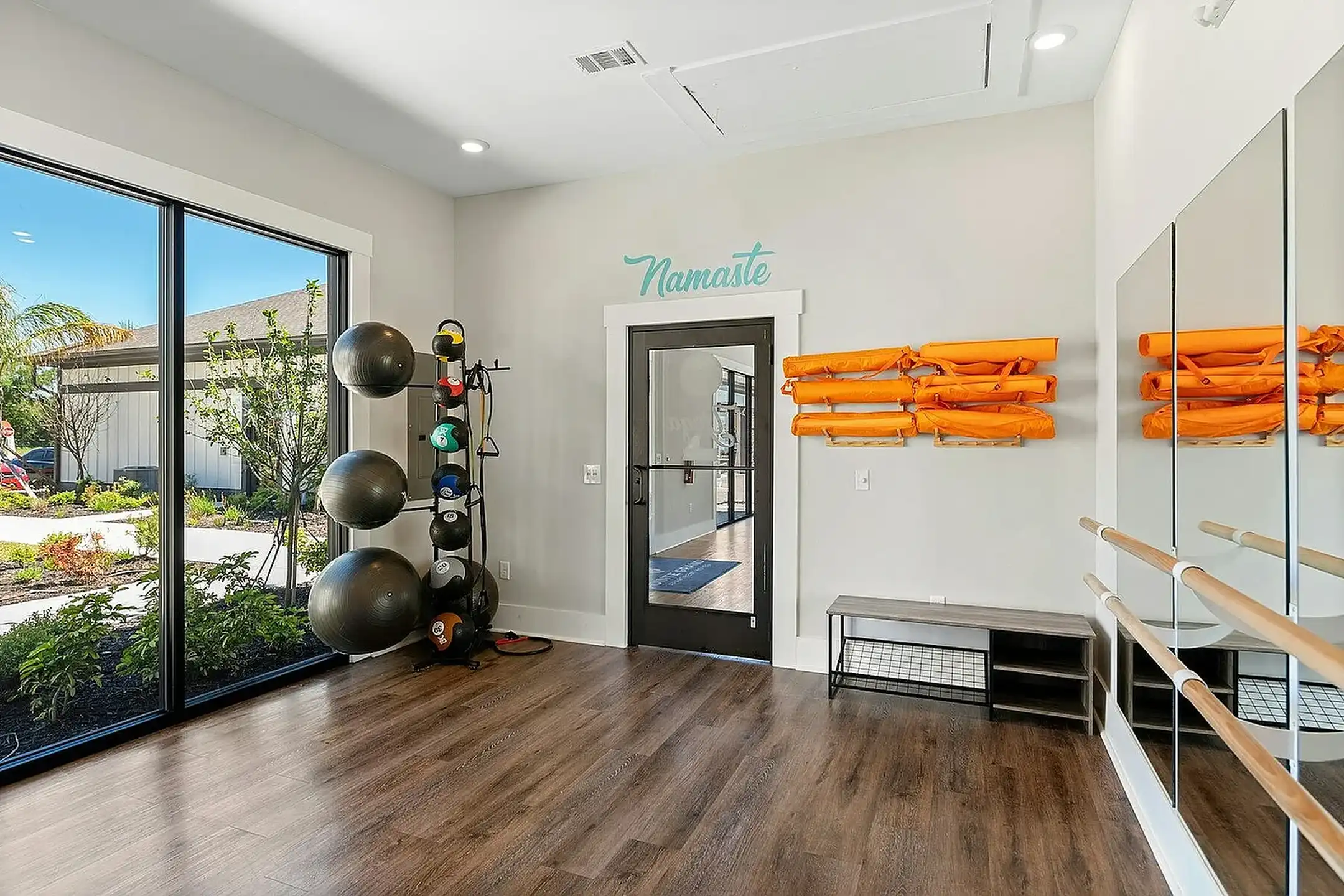 Pointe Grand Spartanburg - Spartanburg, SC 29301 | ApartmentGuide.com