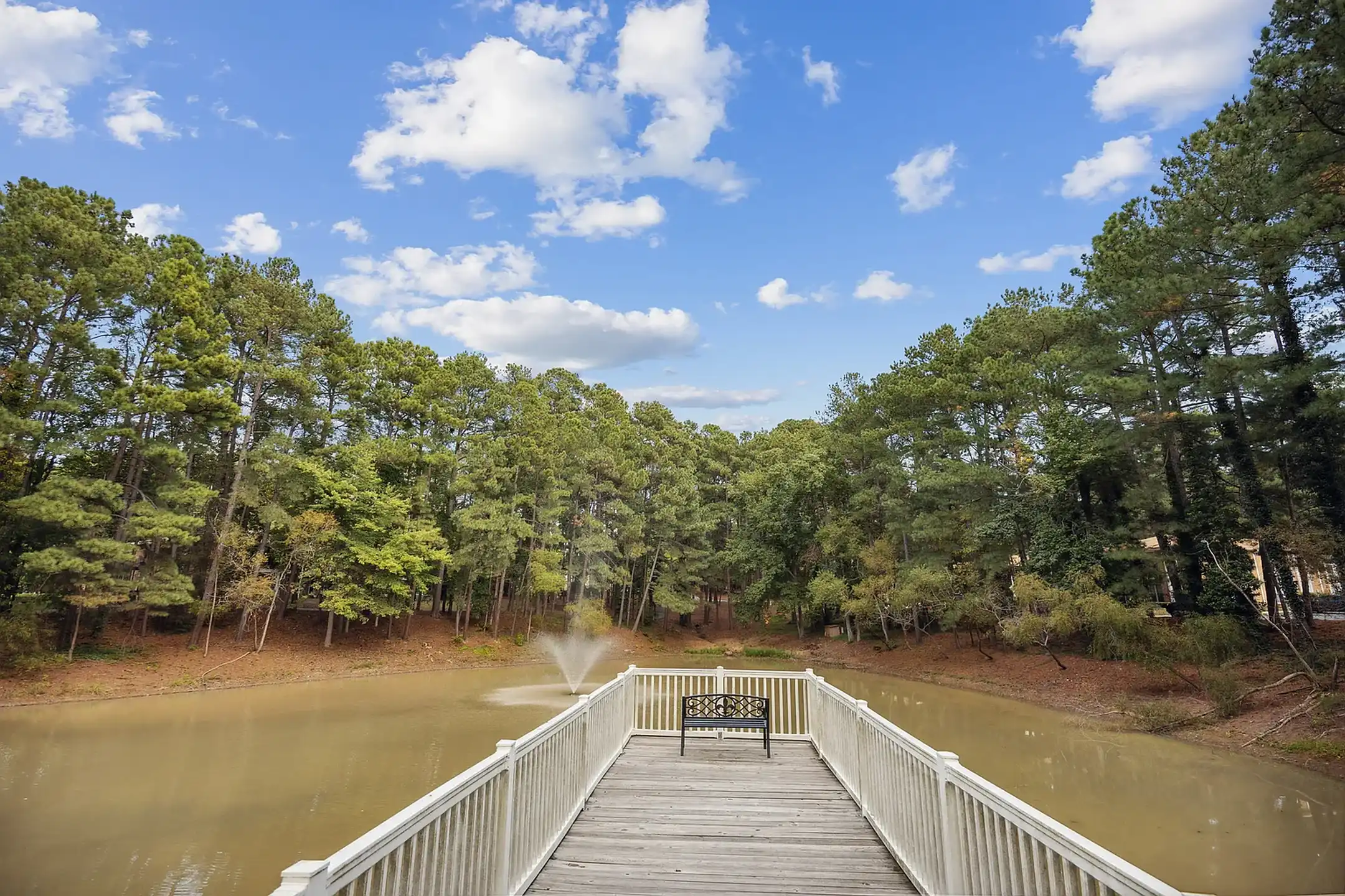 Shellbrook - Raleigh, NC 27609 | ApartmentGuide.com