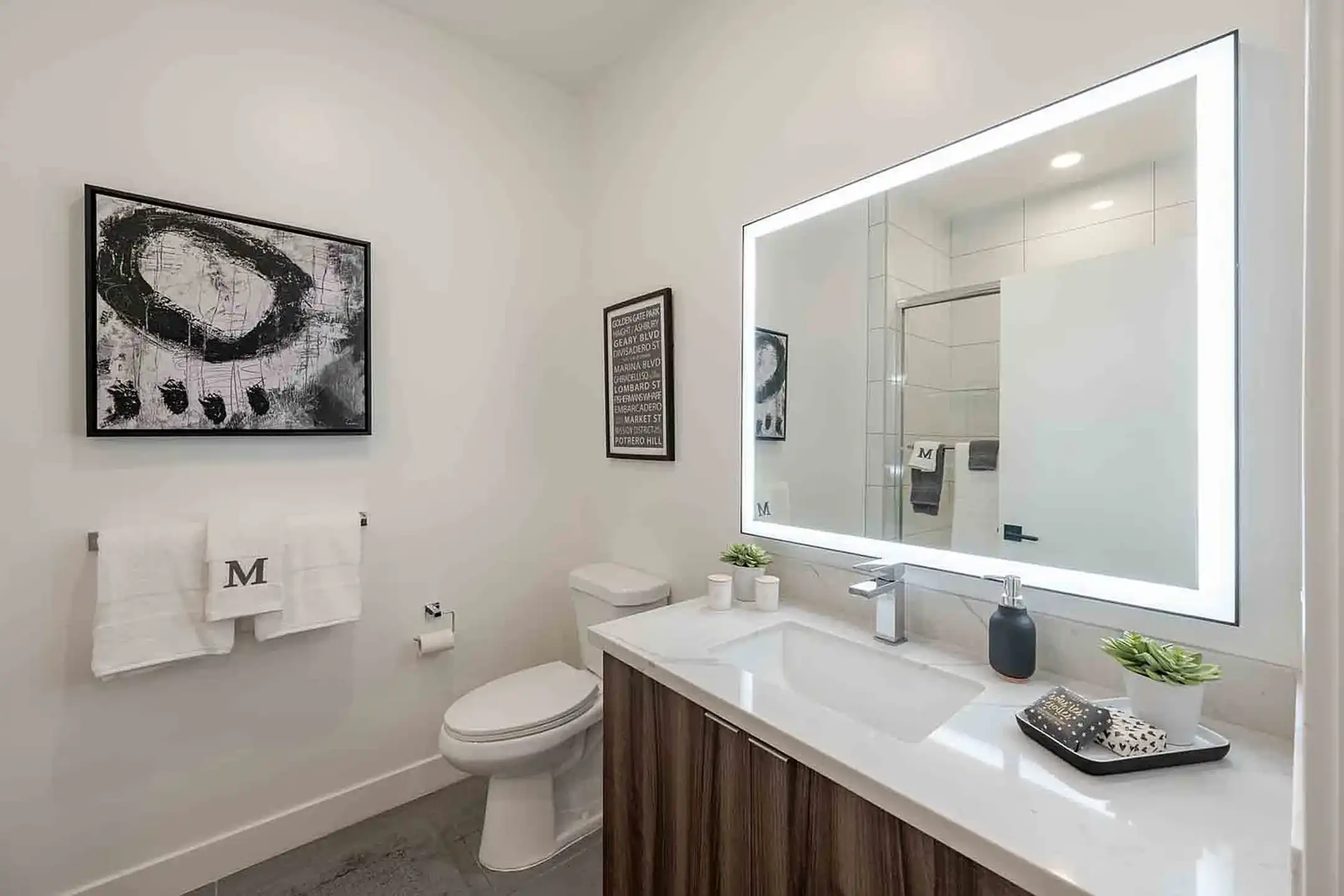 Montecito Lofts - Los Angeles, CA 90034 | ApartmentGuide.com