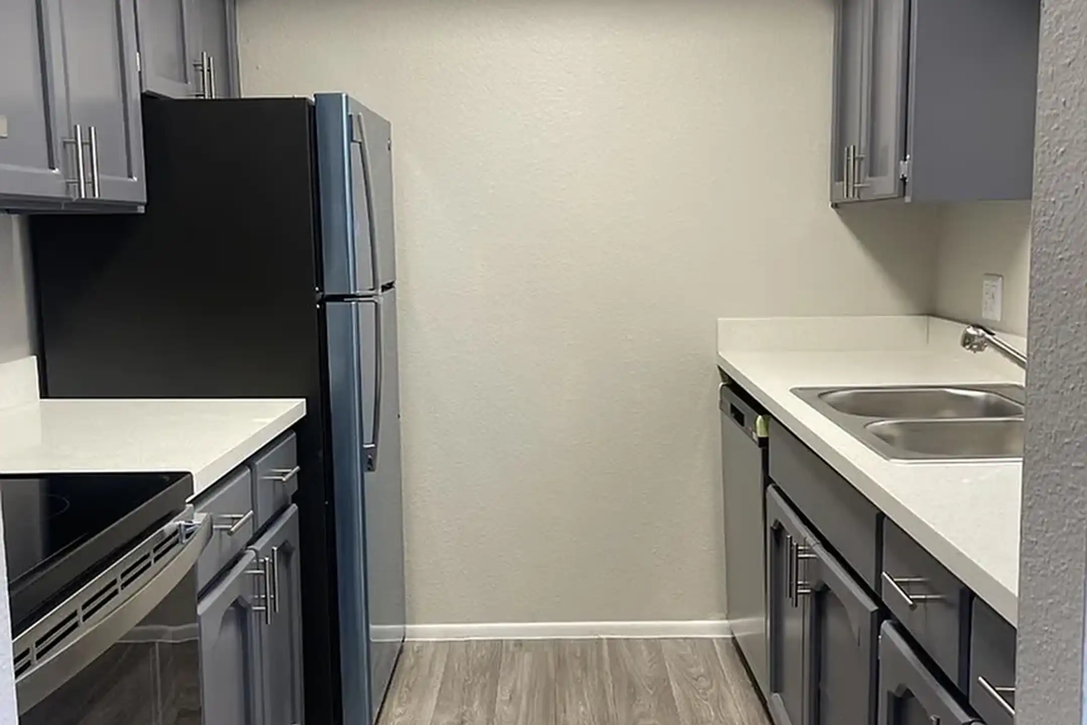 Bridge Lane Apartment Homes - Phoenix, AZ 85051 | ApartmentGuide.com