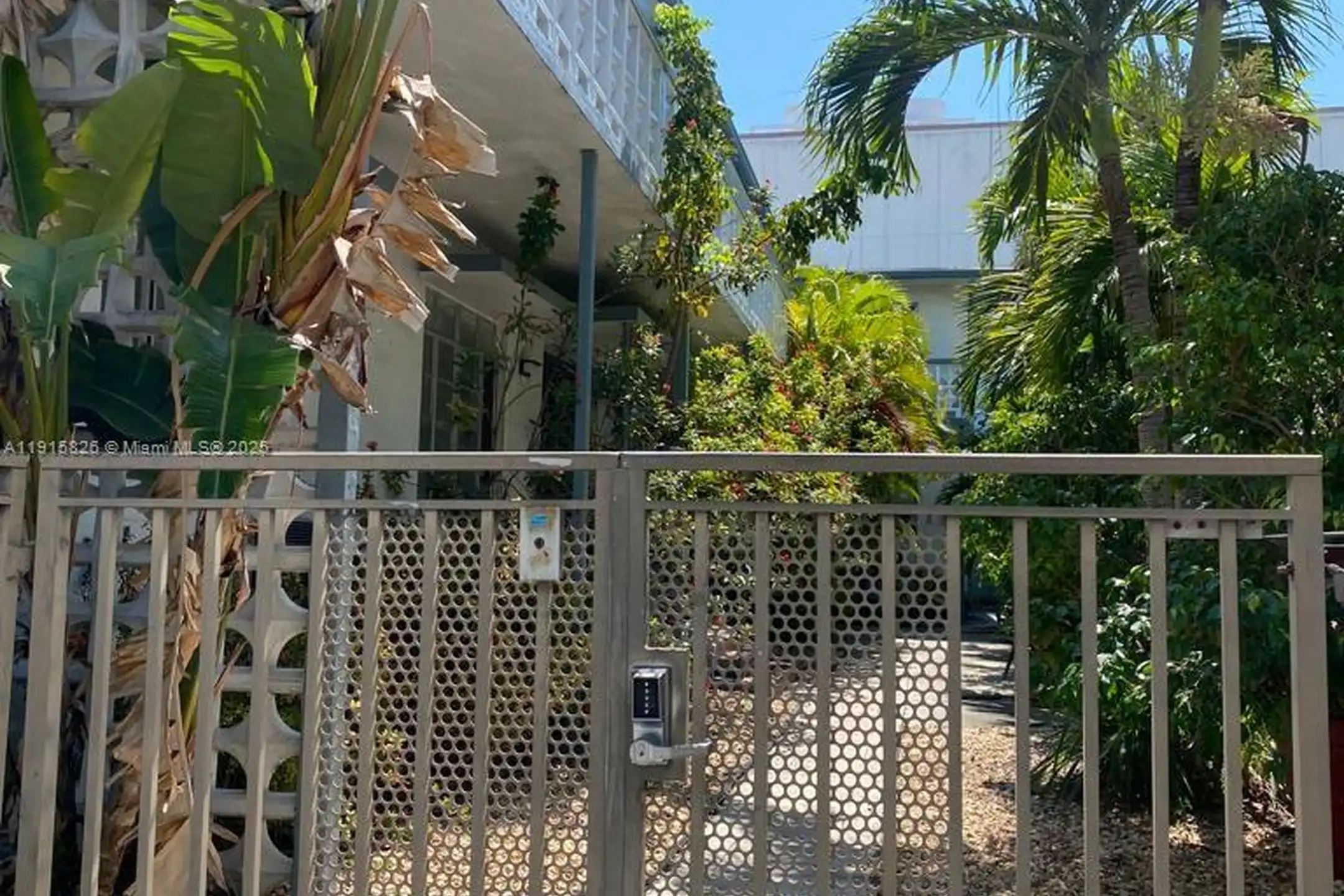 6805 Abbott Ave unit 6805-7 - Miami Beach, FL 33141 | ApartmentGuide.com