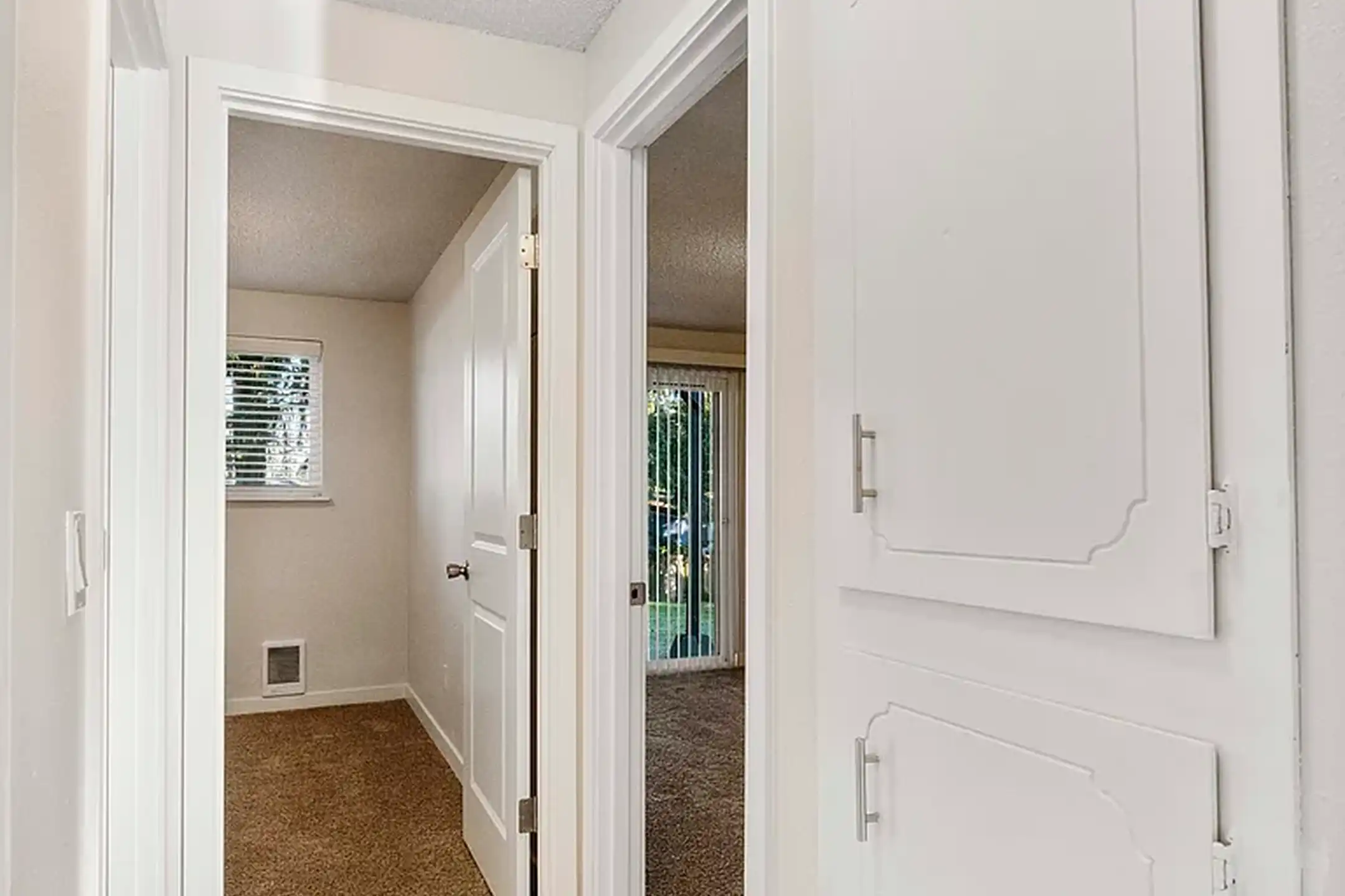 Canyon Ridge Apartments - Tacoma, WA 98446 | ApartmentGuide.com