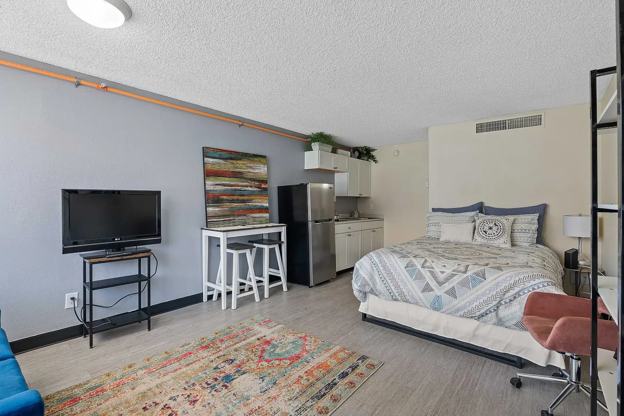 Mezona on Main - Mesa, AZ 85201 | ApartmentGuide.com