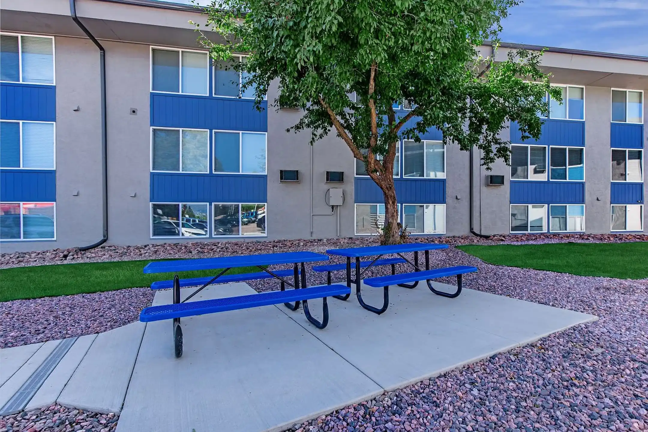Aero Place Apartments - Colorado Springs, CO 80916 | ApartmentGuide.com