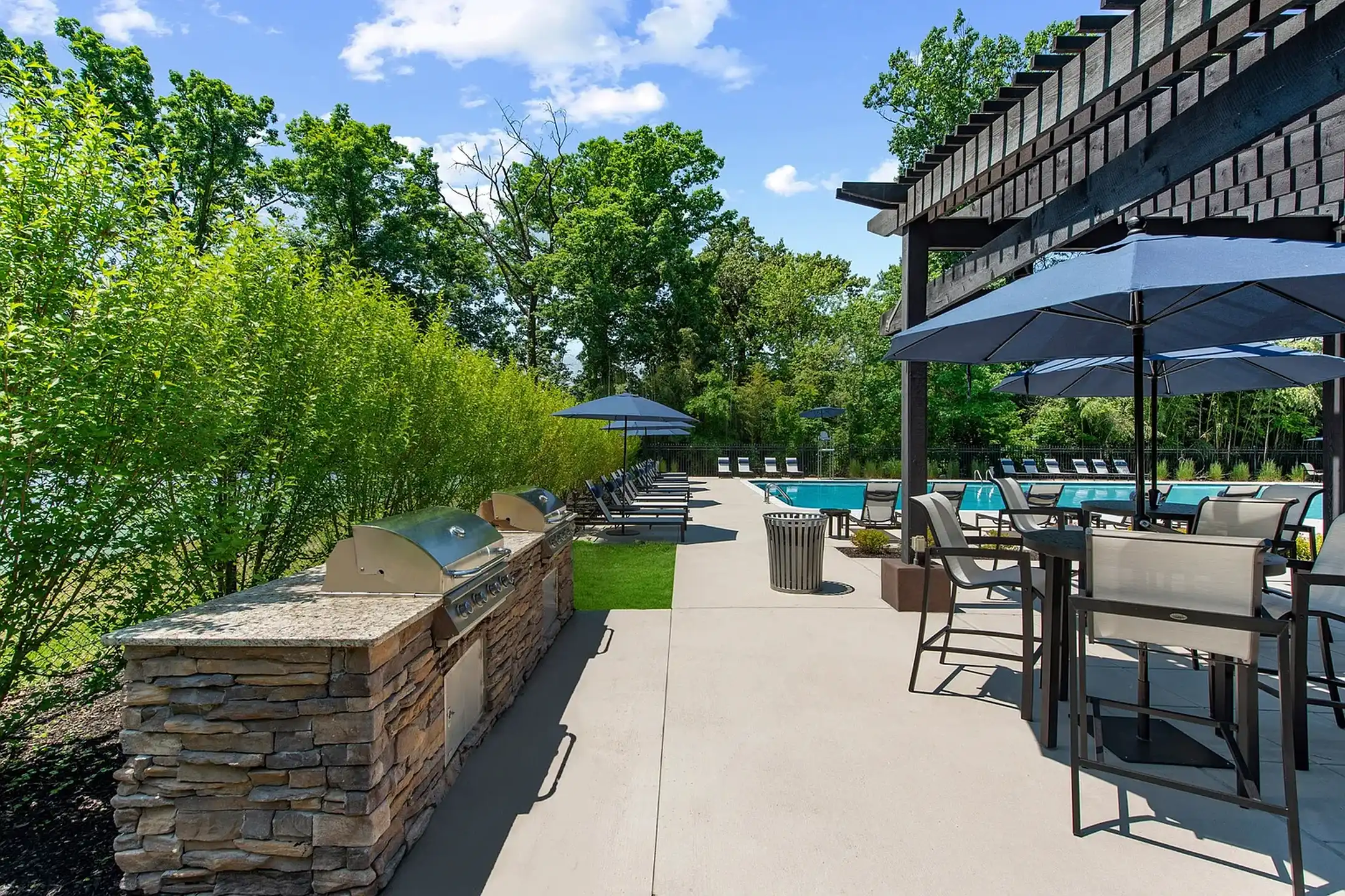 Padonia Village Apartments - Timonium, MD 21093 | ApartmentGuide.com