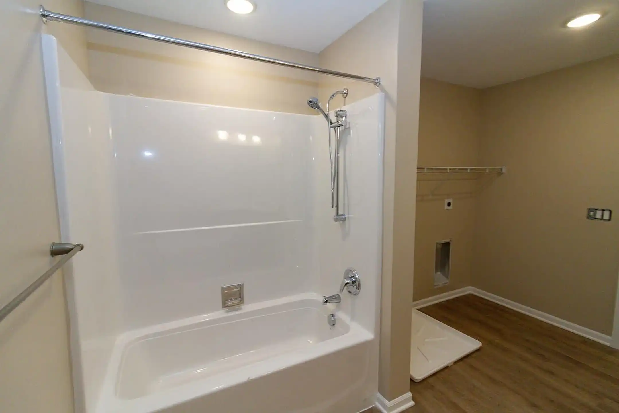 The Enclave on Main - Whitehall, OH 43213 | ApartmentGuide.com