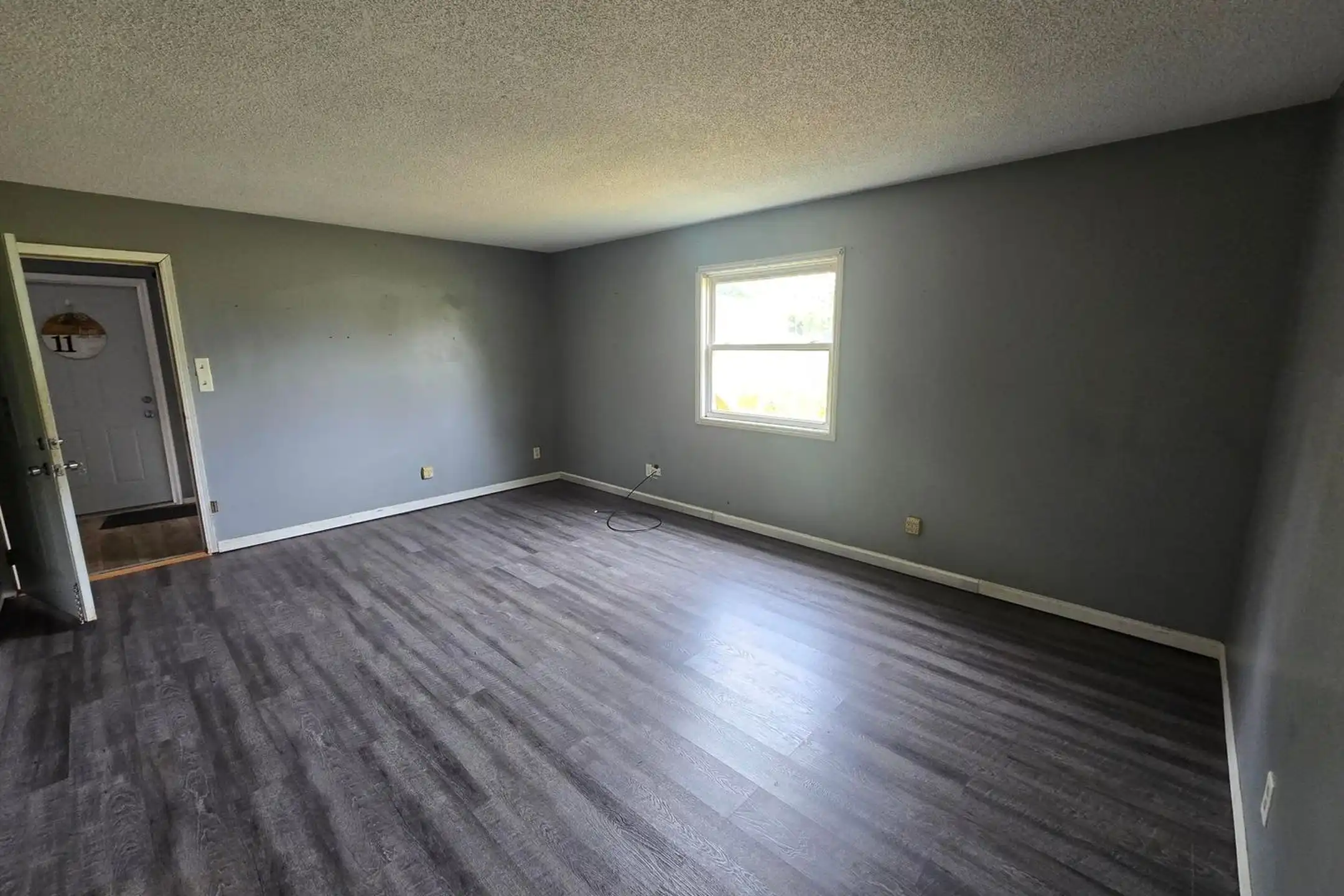 421 S 19th St unit #12 - Herrin, IL 62948 | ApartmentGuide.com