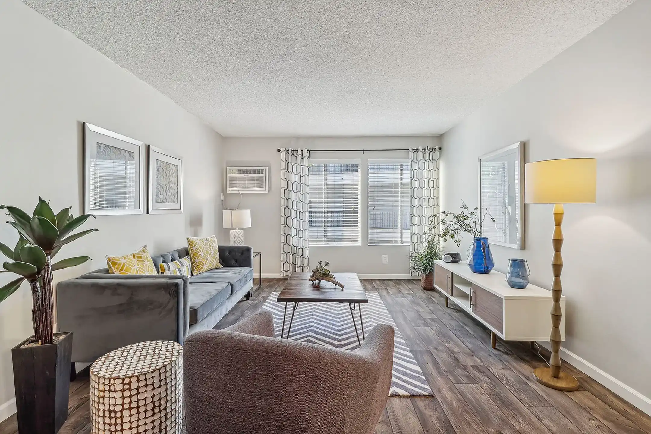 Park Regency Club - Downey, CA 90242 | ApartmentGuide.com