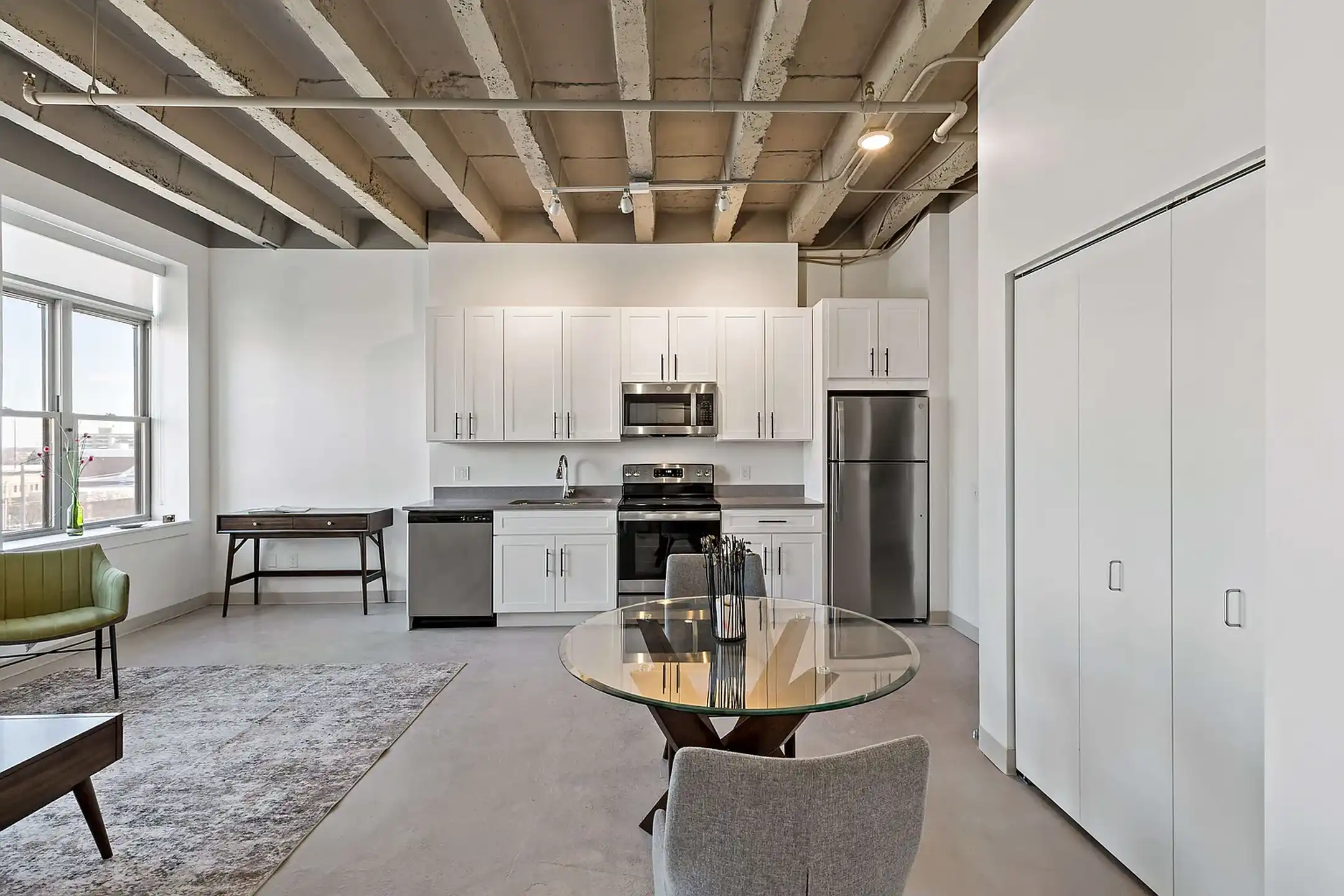 The Banc Hammond - Hammond, IN 46320 | ApartmentGuide.com