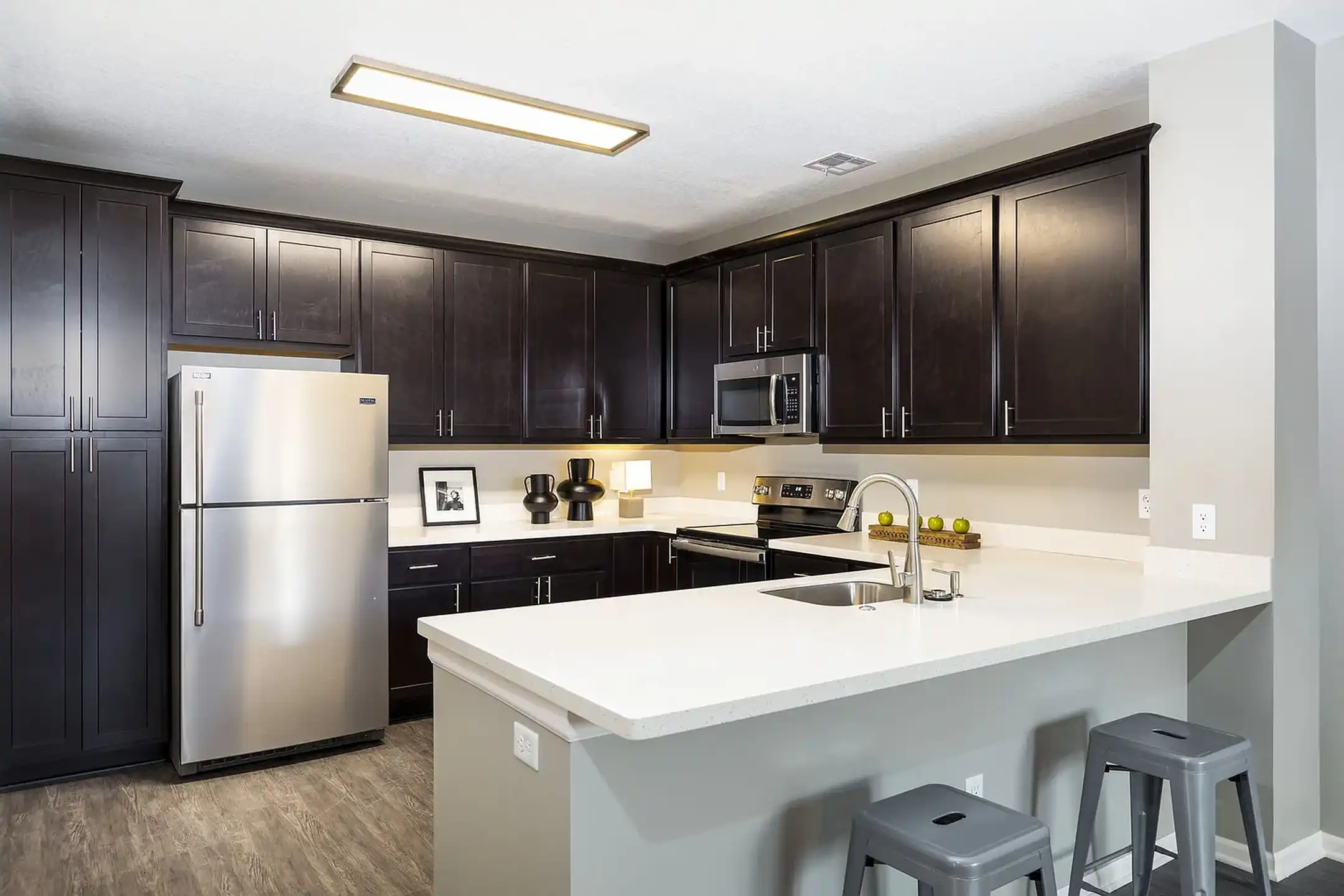 Springhill Apartments - Overland Park, KS 66213 | ApartmentGuide.com