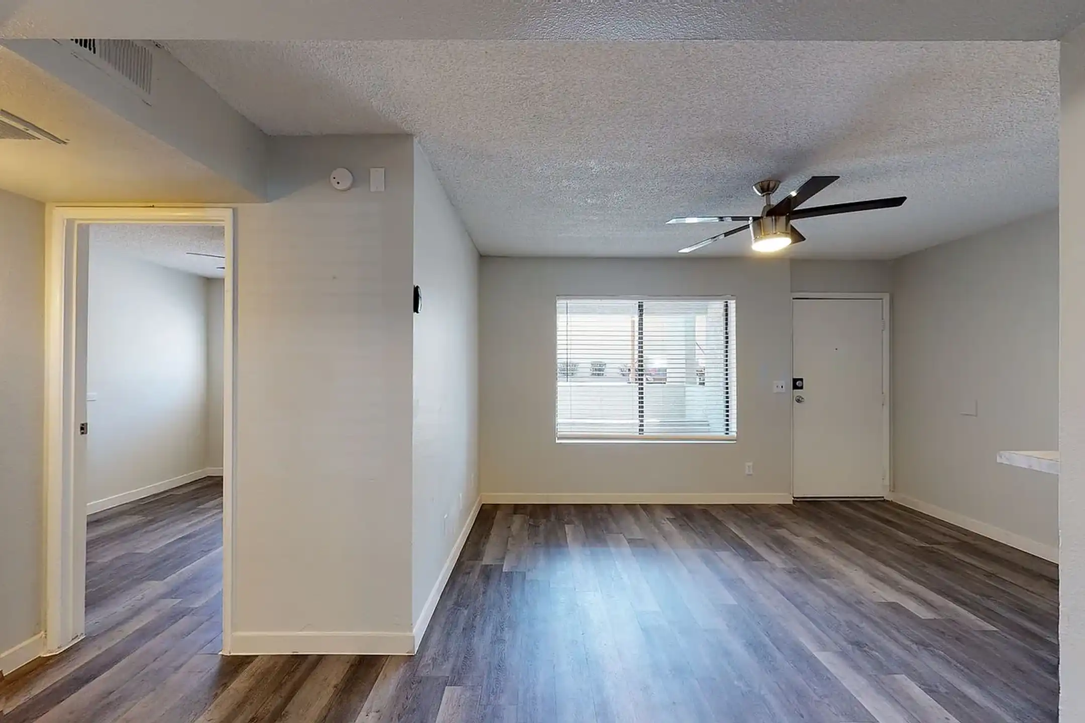 10Ten On Main - Mesa, AZ 85201 | ApartmentGuide.com