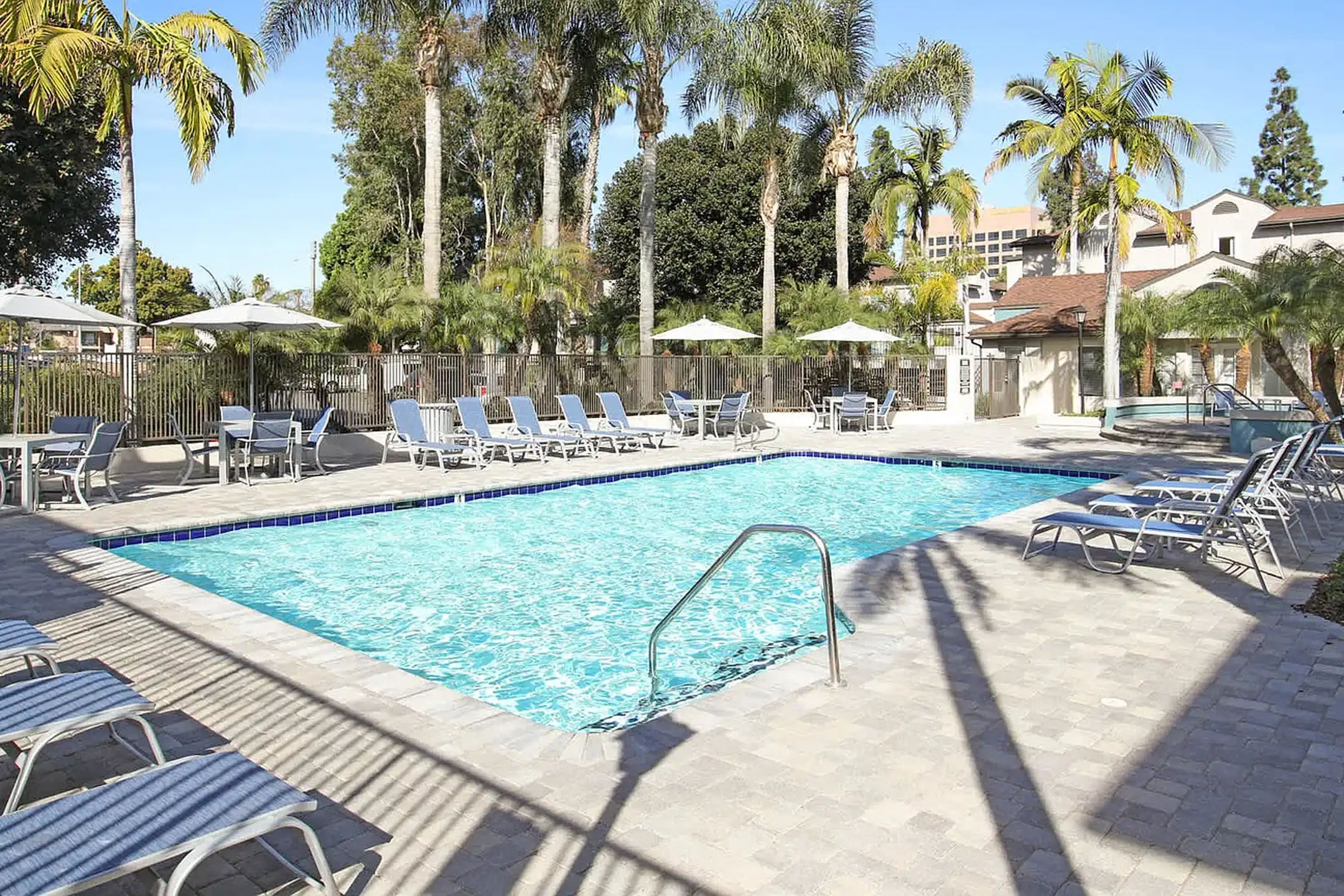 Avanti - Anaheim, CA 92805 | ApartmentGuide.com