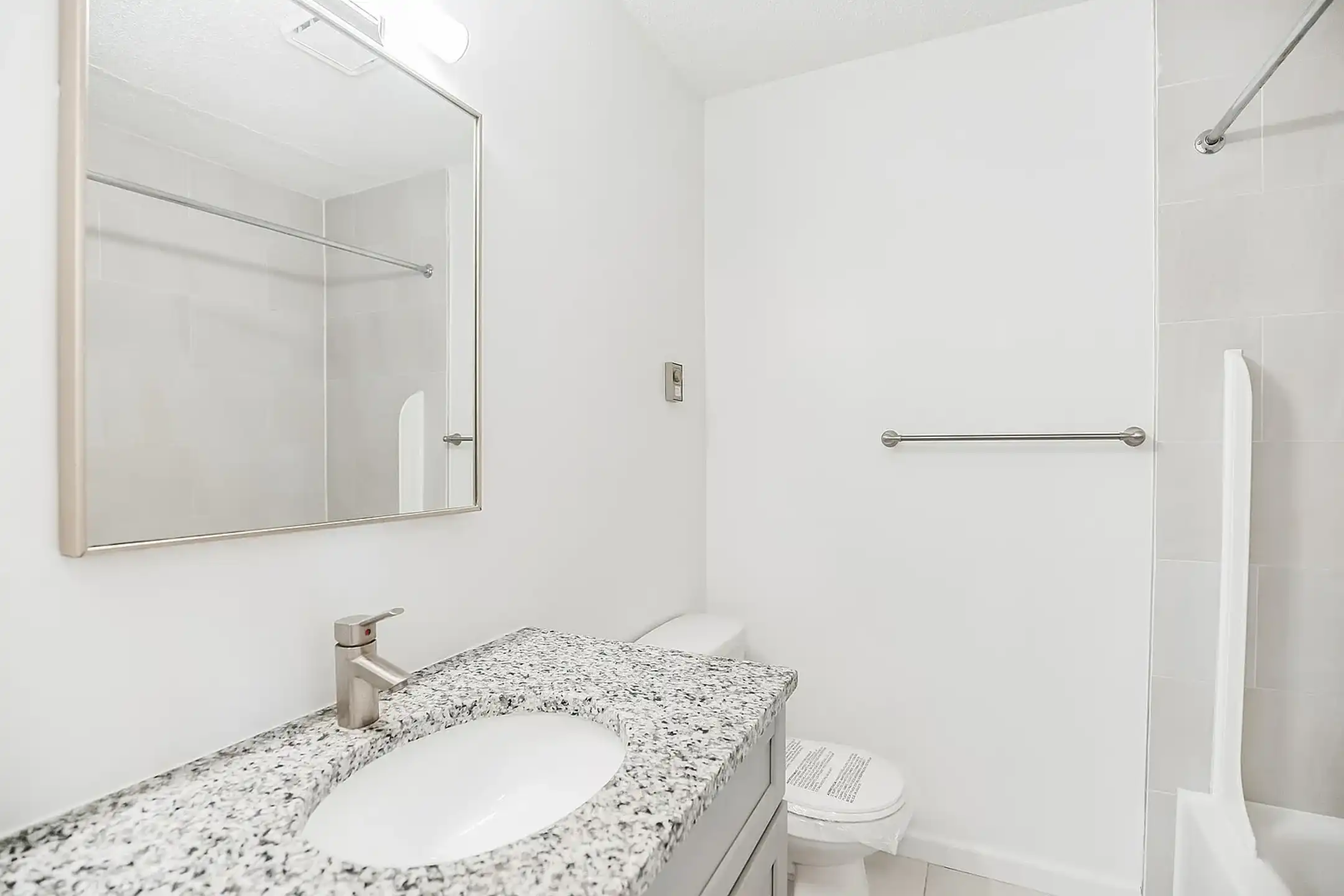 Hamilton Estates Apartments - Hamilton, NJ 08610 | ApartmentGuide.com