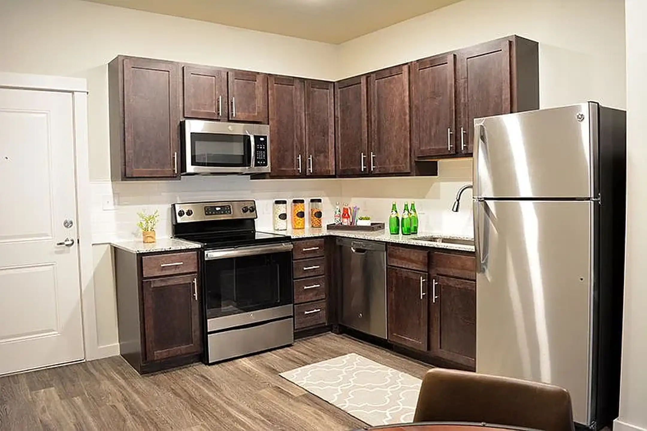 Pure St Peters - Saint Peters, MO 63376 | ApartmentGuide.com