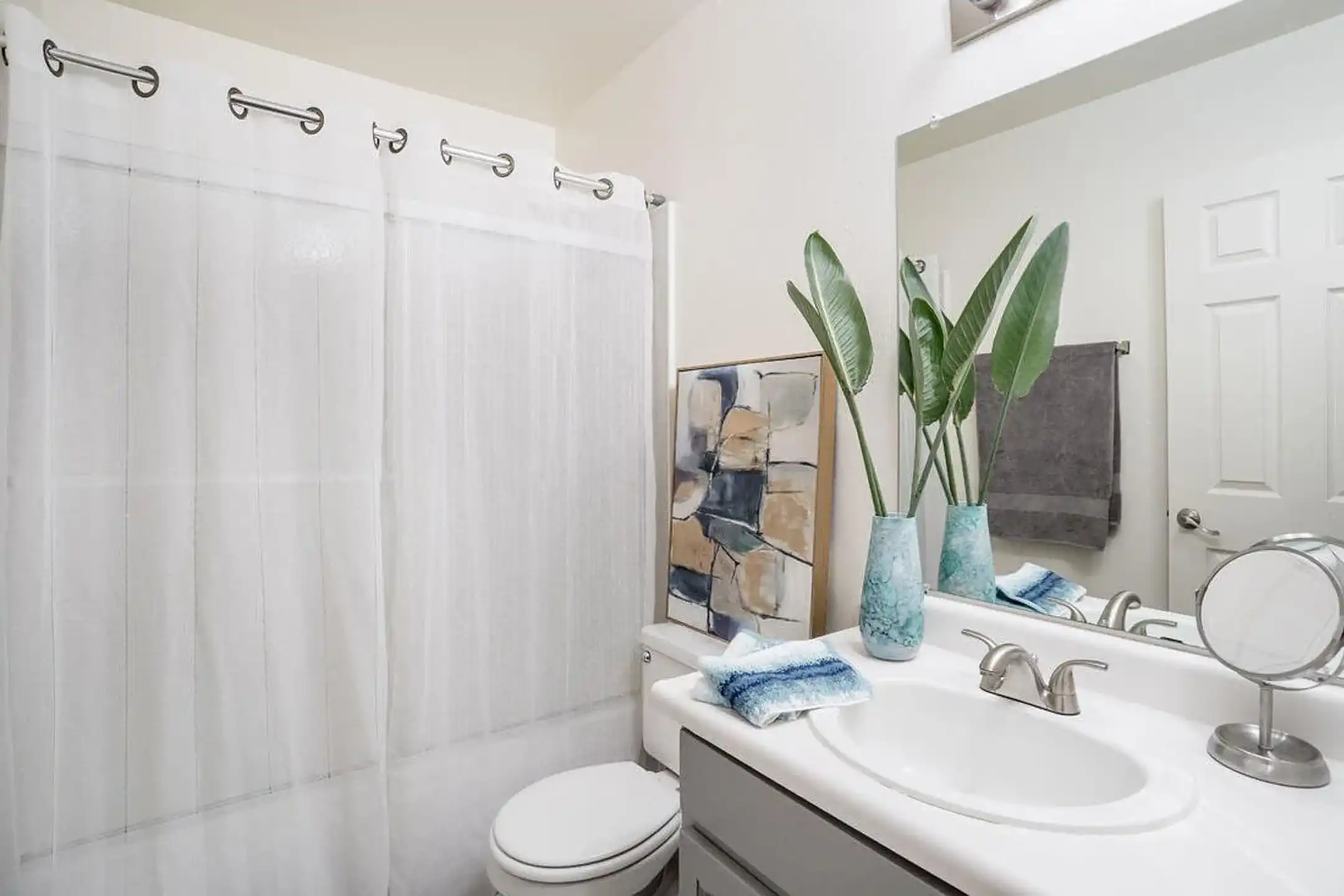 Torrey Ridge - Fresno, CA 93727 | ApartmentGuide.com