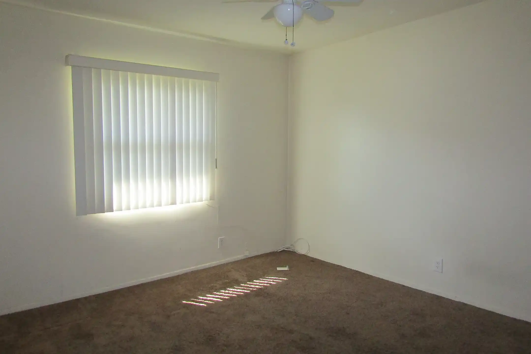 Canyon Garden Apartments - Azusa, CA 91702 | ApartmentGuide.com