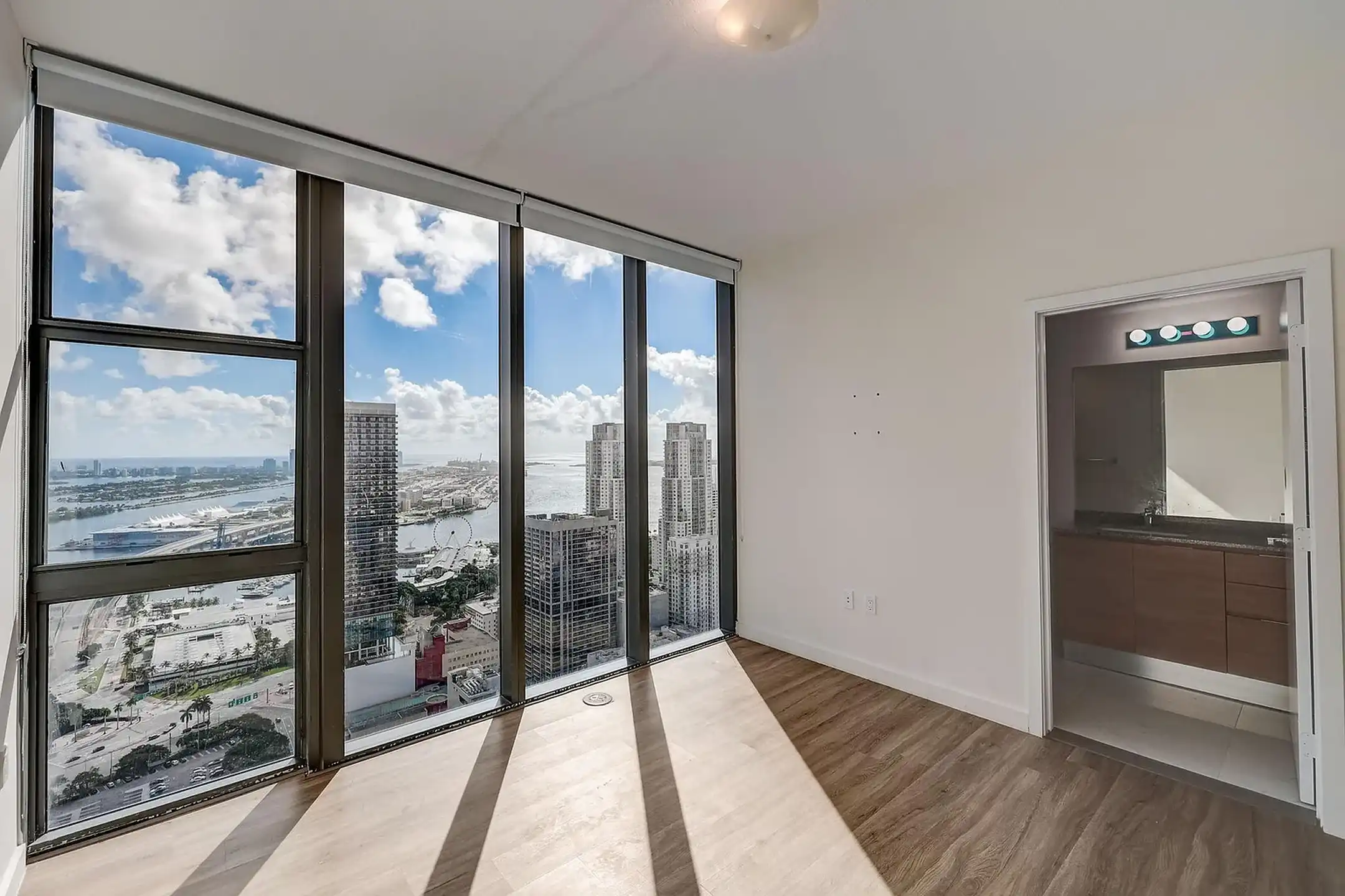 Downtown 5th - Miami, FL 33132 | ApartmentGuide.com