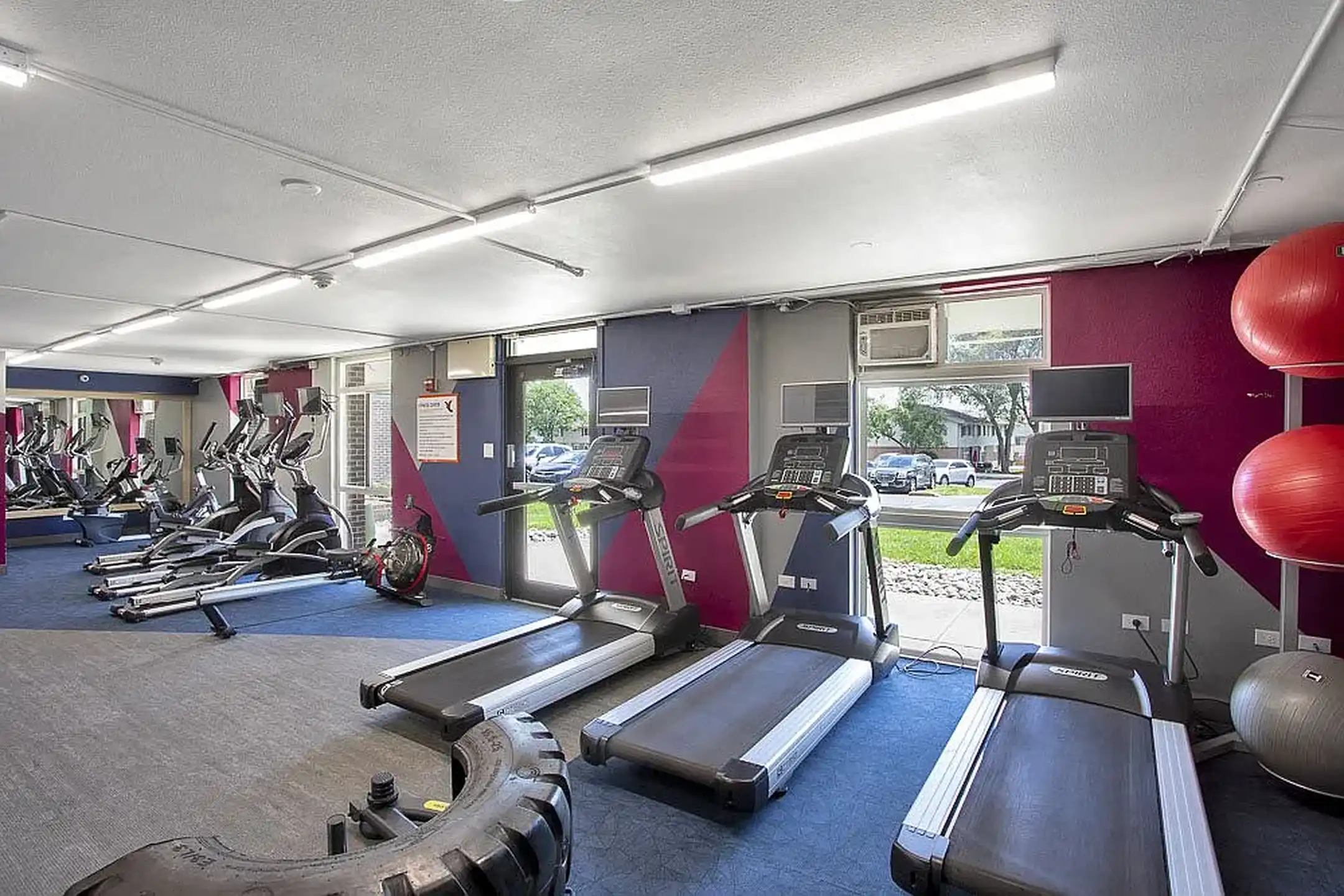 Vesty Park - Denver, CO 80204 | ApartmentGuide.com