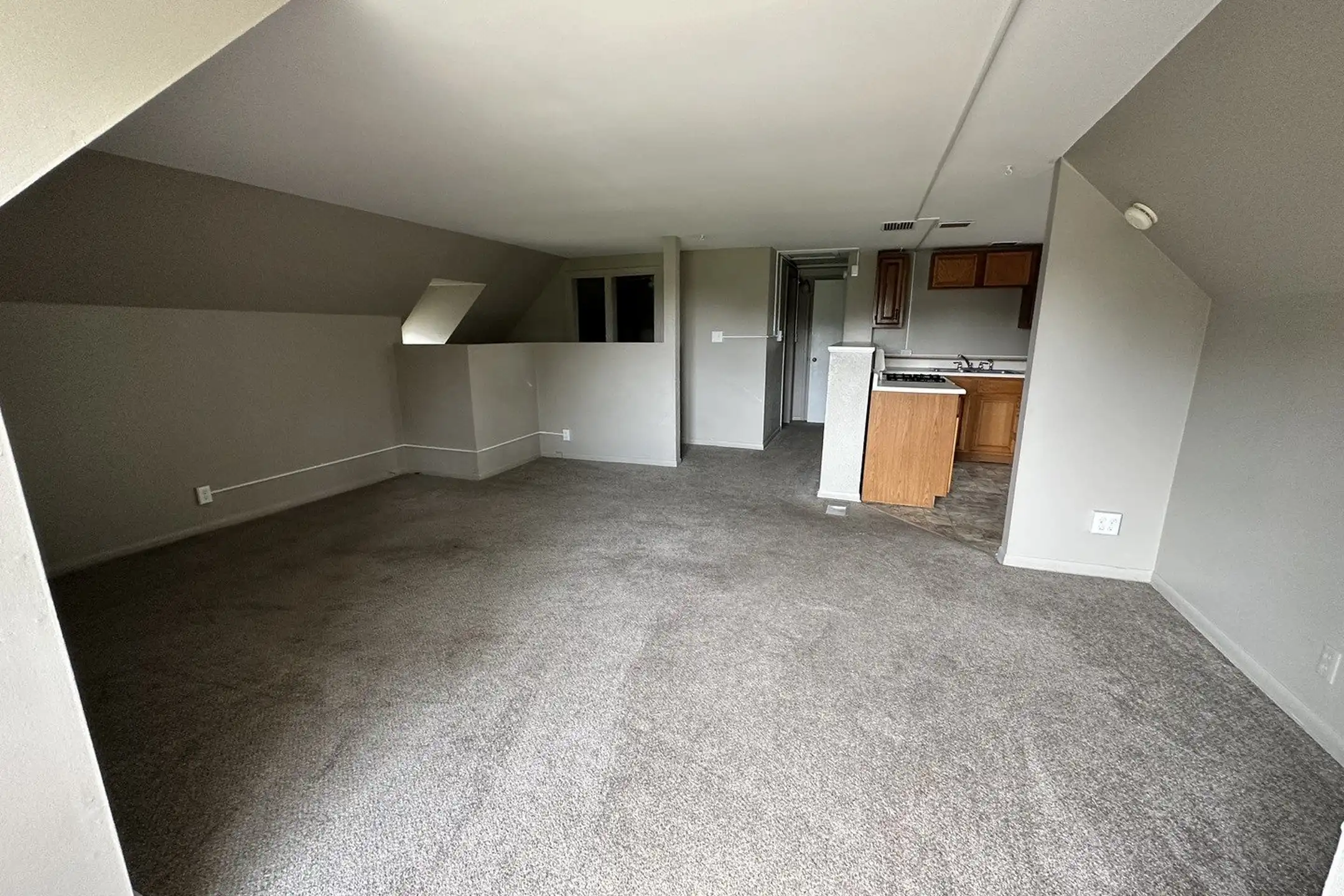 103 N View St #C - Aurora, IL 60506 | ApartmentGuide.com