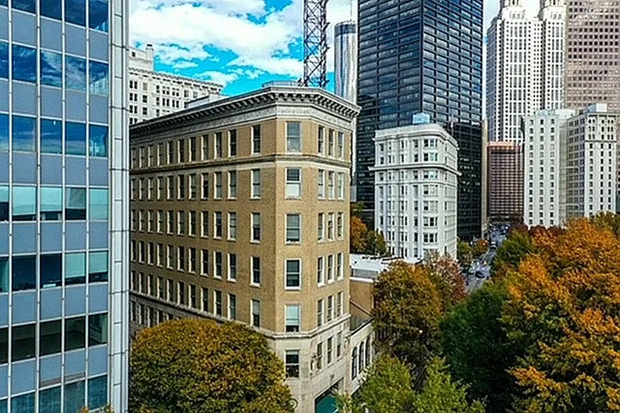 Muse's - Atlanta, GA 30303 | ApartmentGuide.com