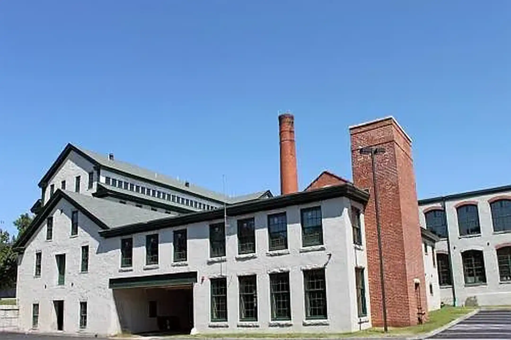 Harris Mill Lofts - Coventry, RI 02816 | ApartmentGuide.com