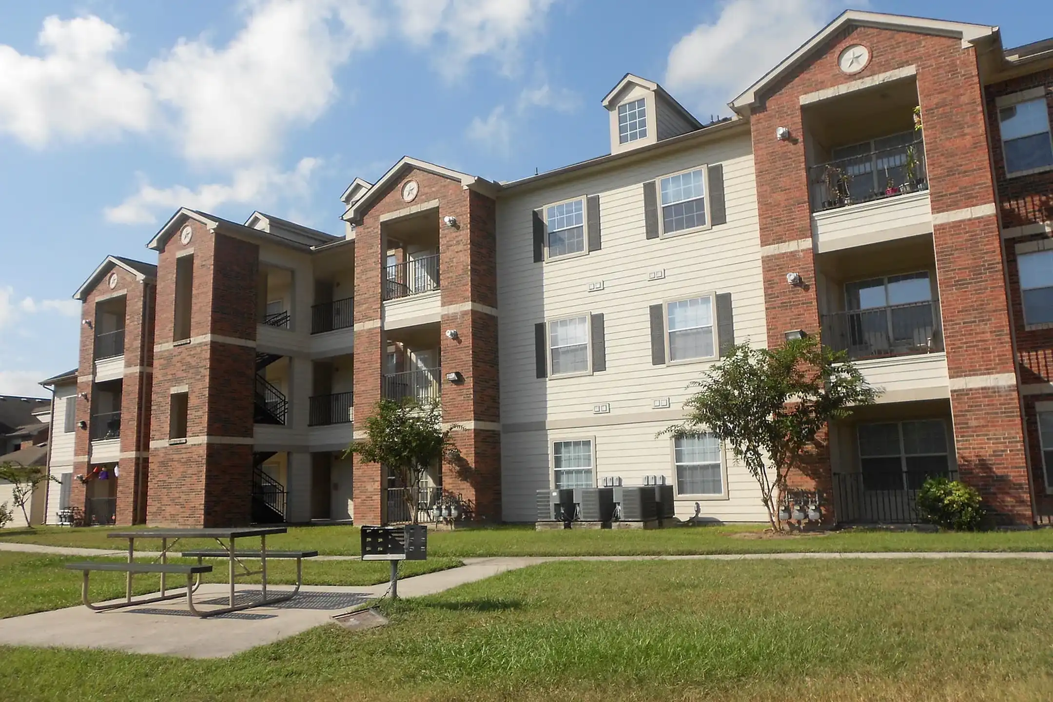 Atascocita Pines - Humble, TX 77396 | ApartmentGuide.com