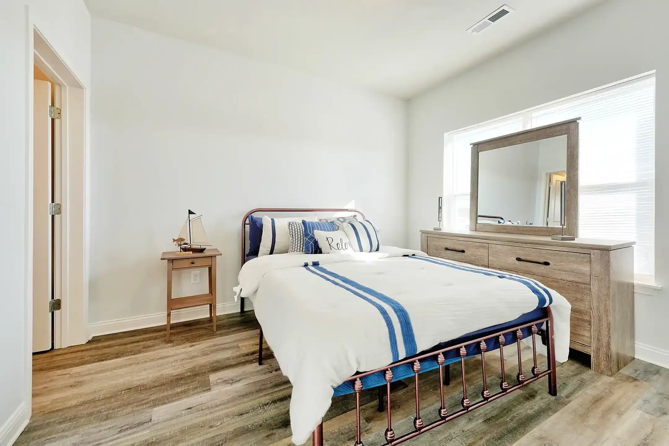 The Villages of Lake Reba - Richmond, KY 40475 | ApartmentGuide.com