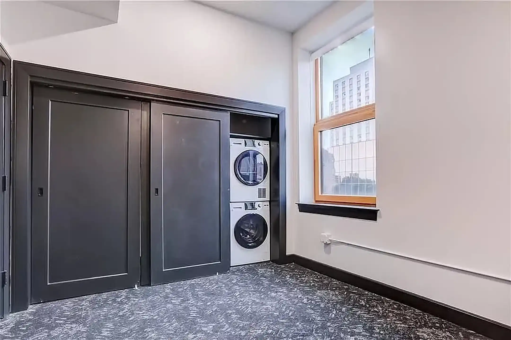 The Glenny - Rochester, NY 14604 | ApartmentGuide.com