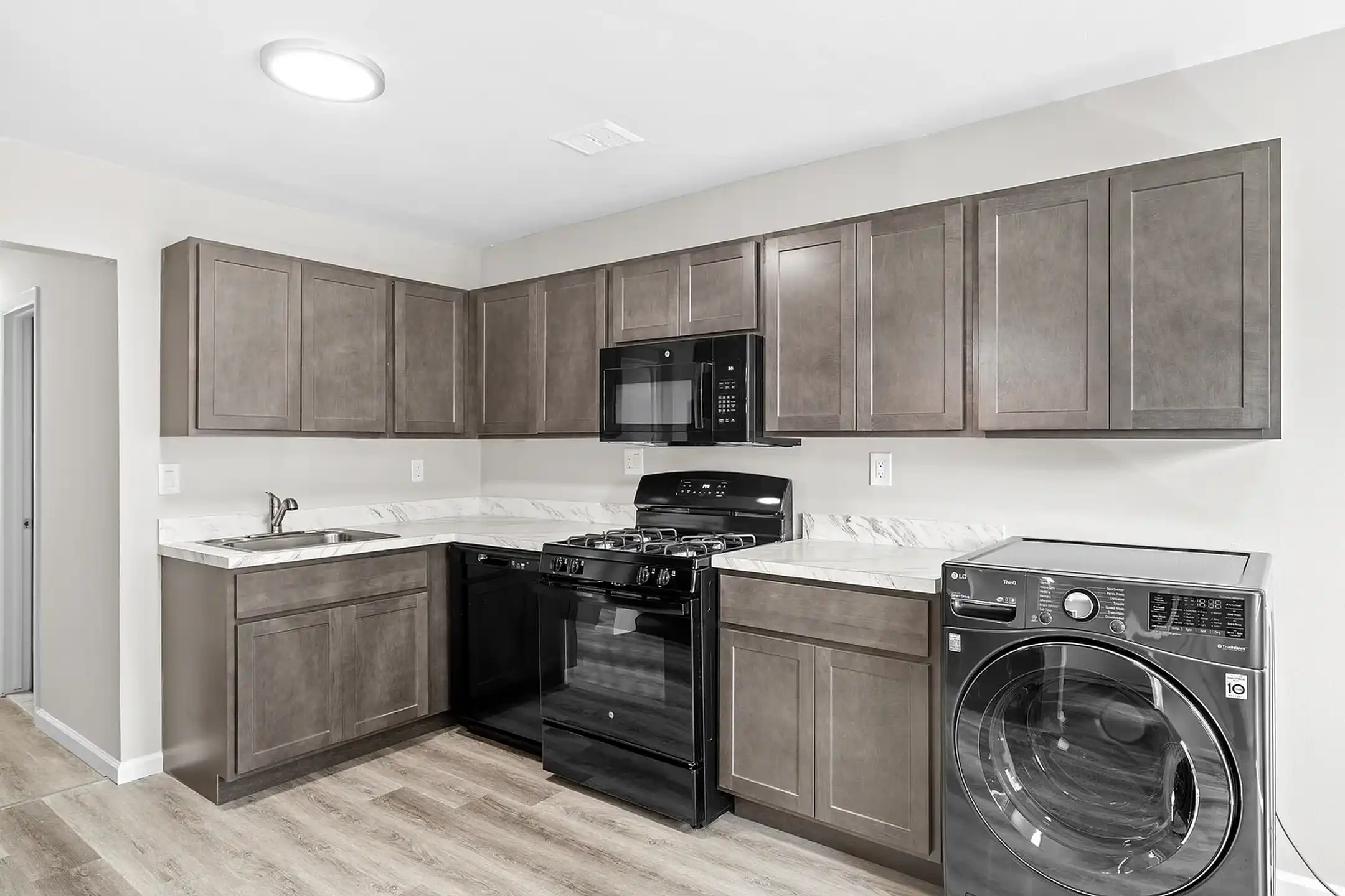 Chelsea Ridge Apartments - Wappingers Falls, NY 12590 | ApartmentGuide.com
