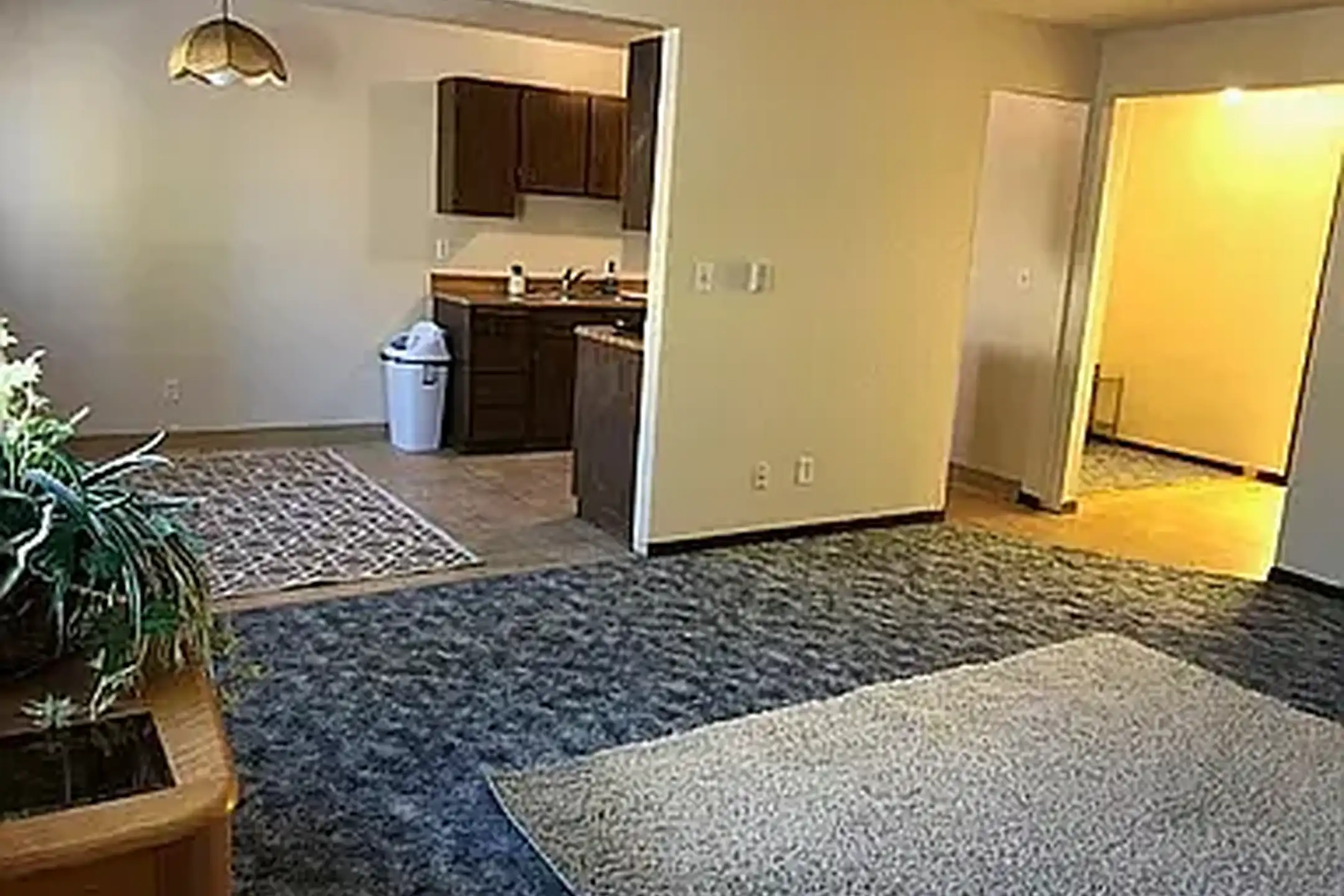 Little Dipper - Fairbanks, AK 99701 | ApartmentGuide.com