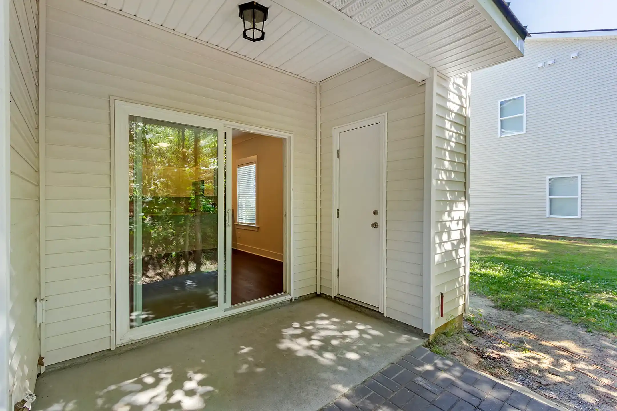 Waverly Place - North Charleston, SC 29418 | ApartmentGuide.com