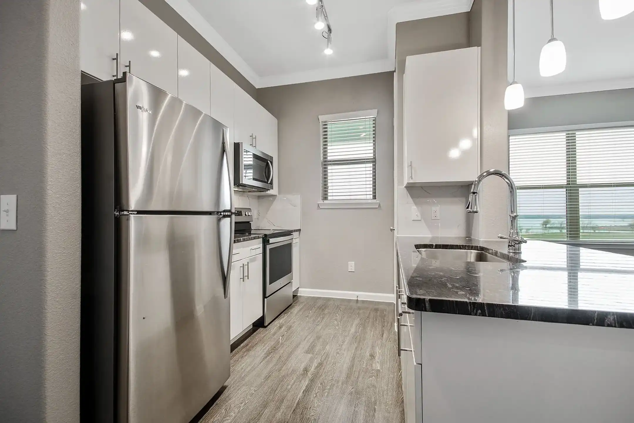 Park at Bayside - Rowlett, TX 75088 | ApartmentGuide.com