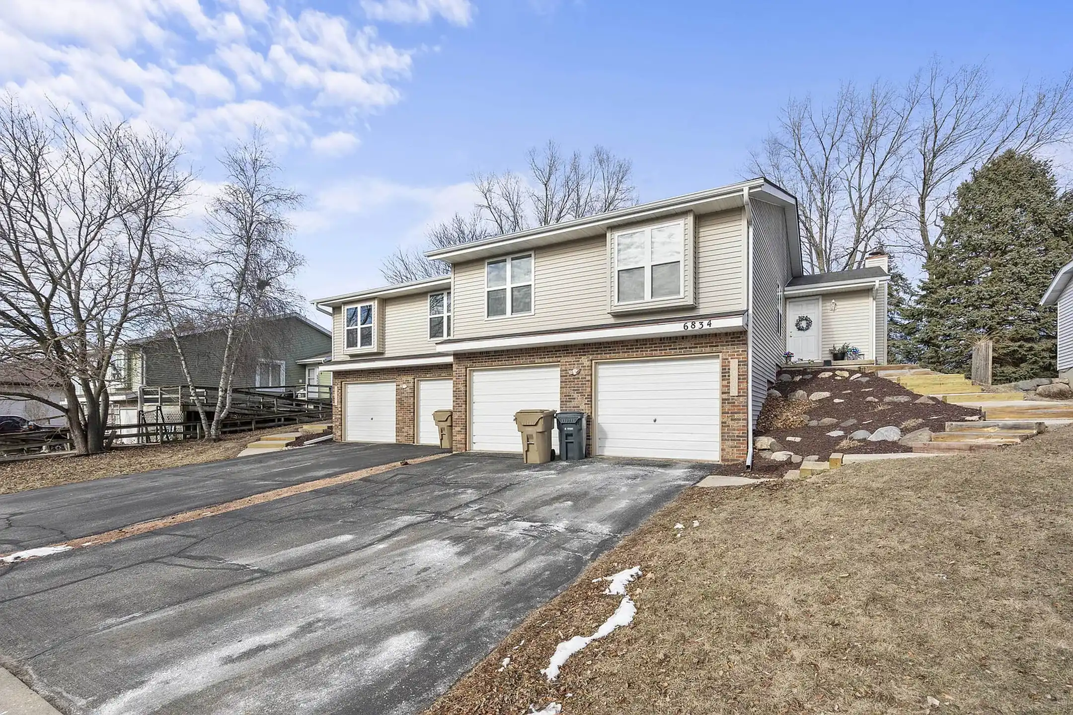 Chester, Broadmoor, and McKenna - Madison, WI 53719 | ApartmentGuide.com