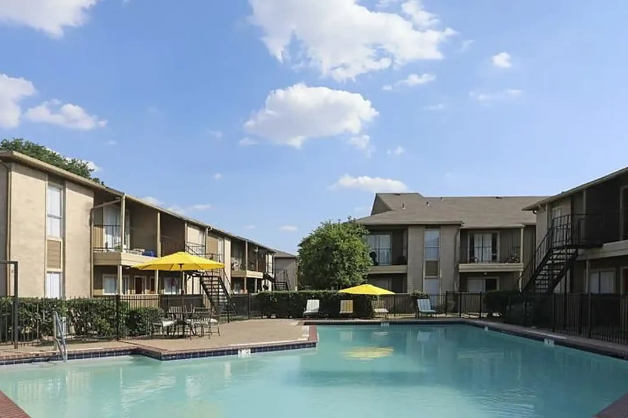 Timber Ridge - Houston, TX 77013 | ApartmentGuide.com