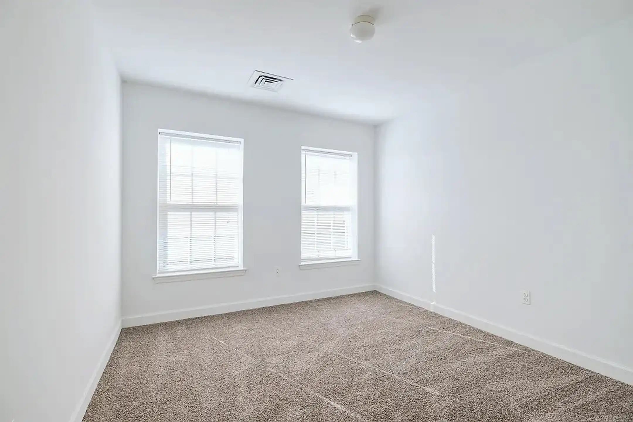 The Willows at Port Capital - Elkridge, MD 21075 | ApartmentGuide.com