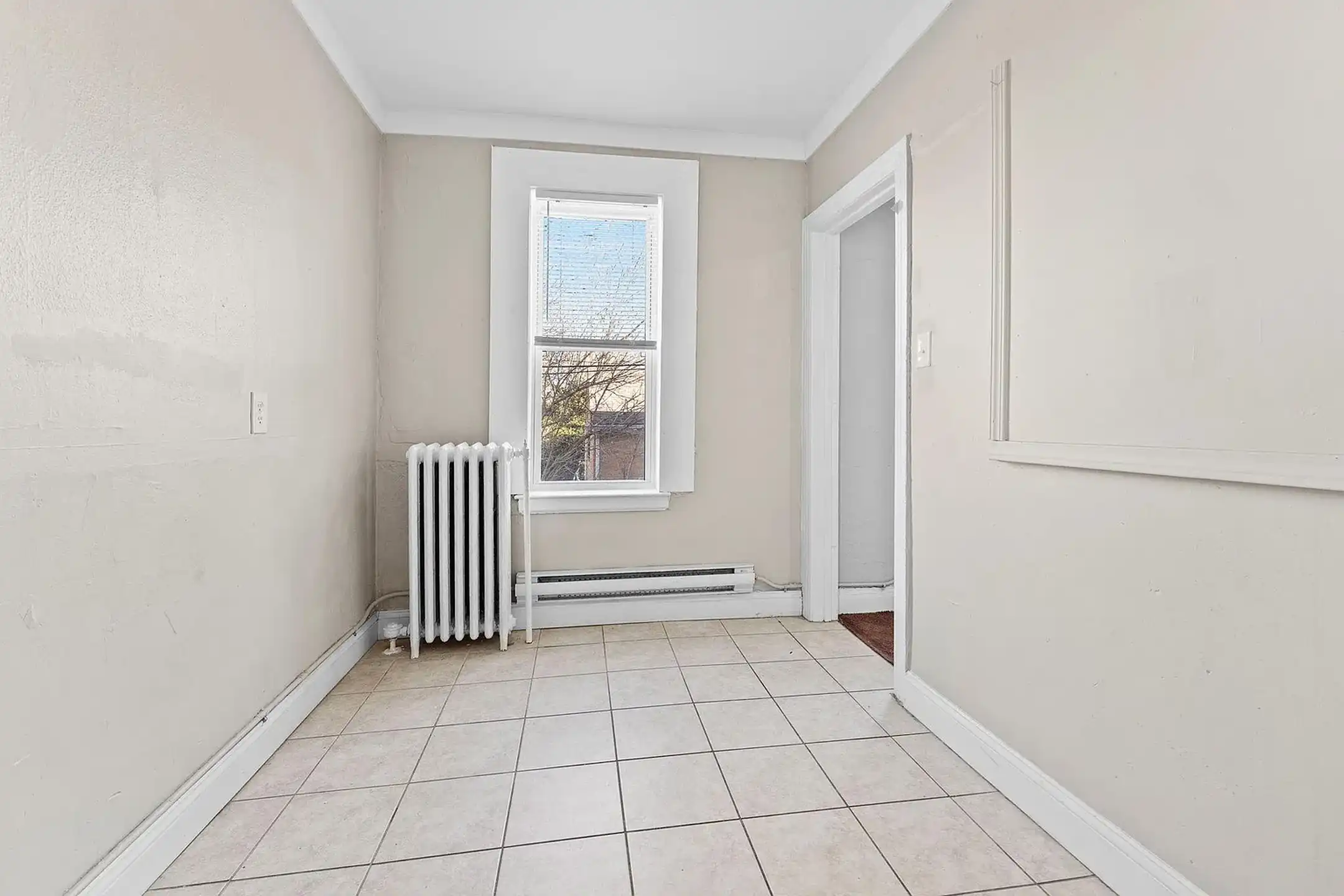 Huron River Dearborn - Dearborn, MI 48126 | ApartmentGuide.com