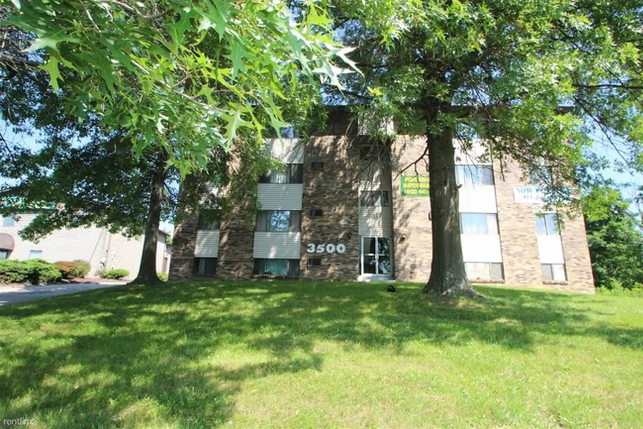 3500 Willow Ave unit 102 - Castle Shannon, PA 15234 | ApartmentGuide.com